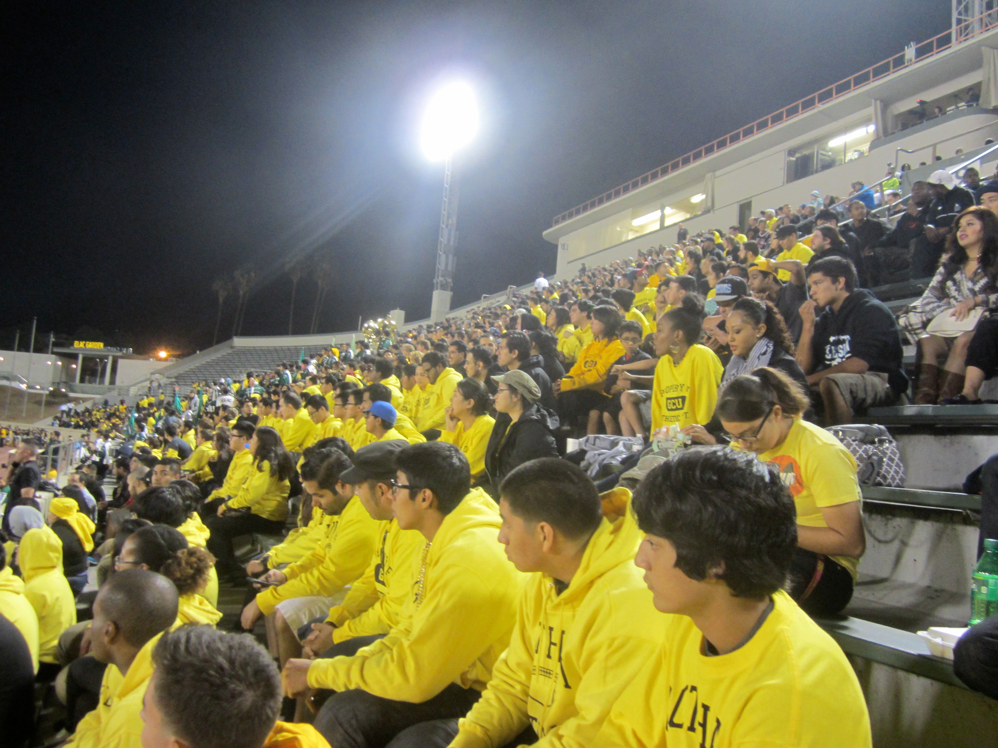 BATMAN VS. SUPERMAN Football Game Images and Video from the Set