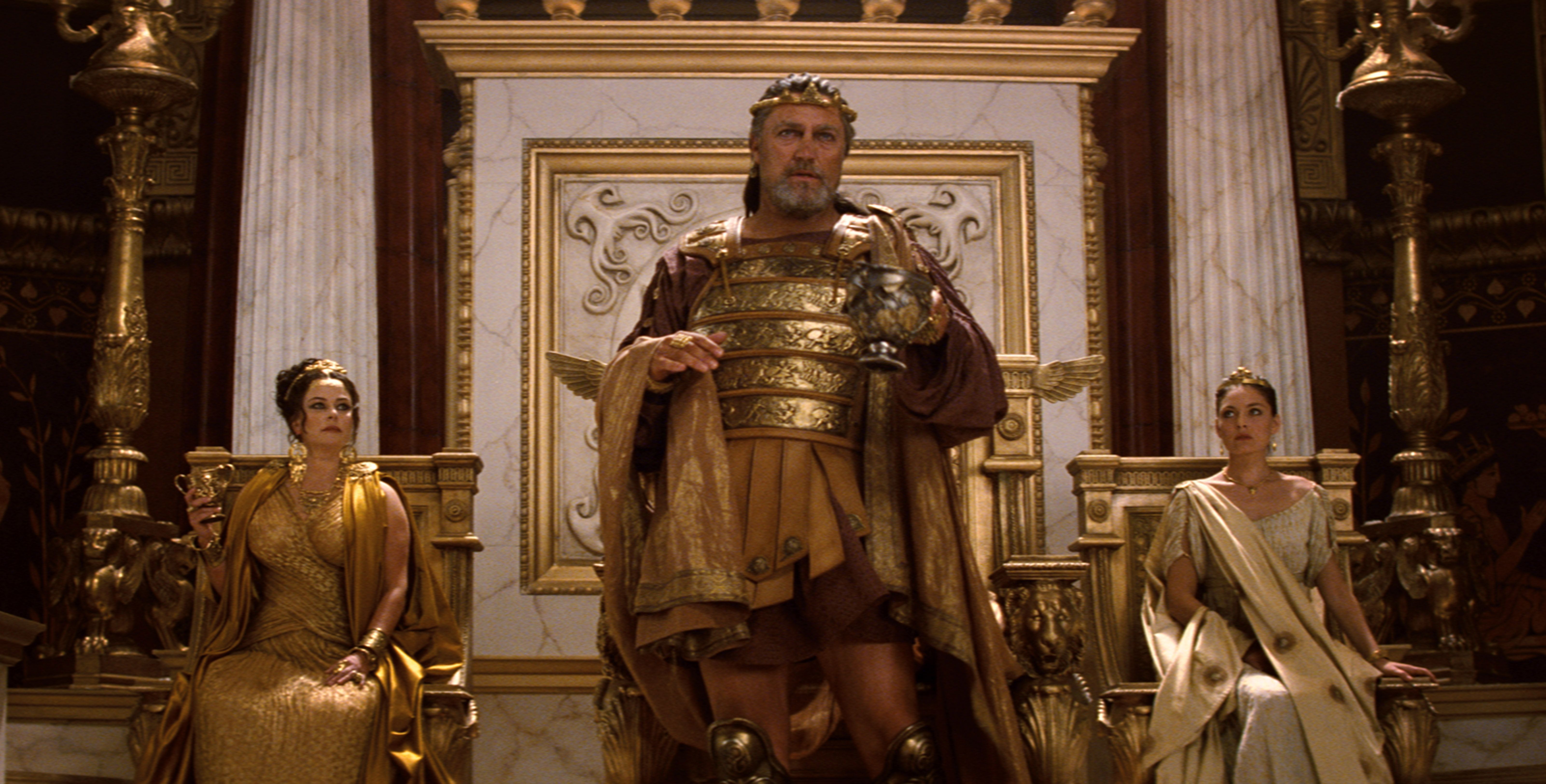 CLASH OF THE TITANSMovie Images in High Res