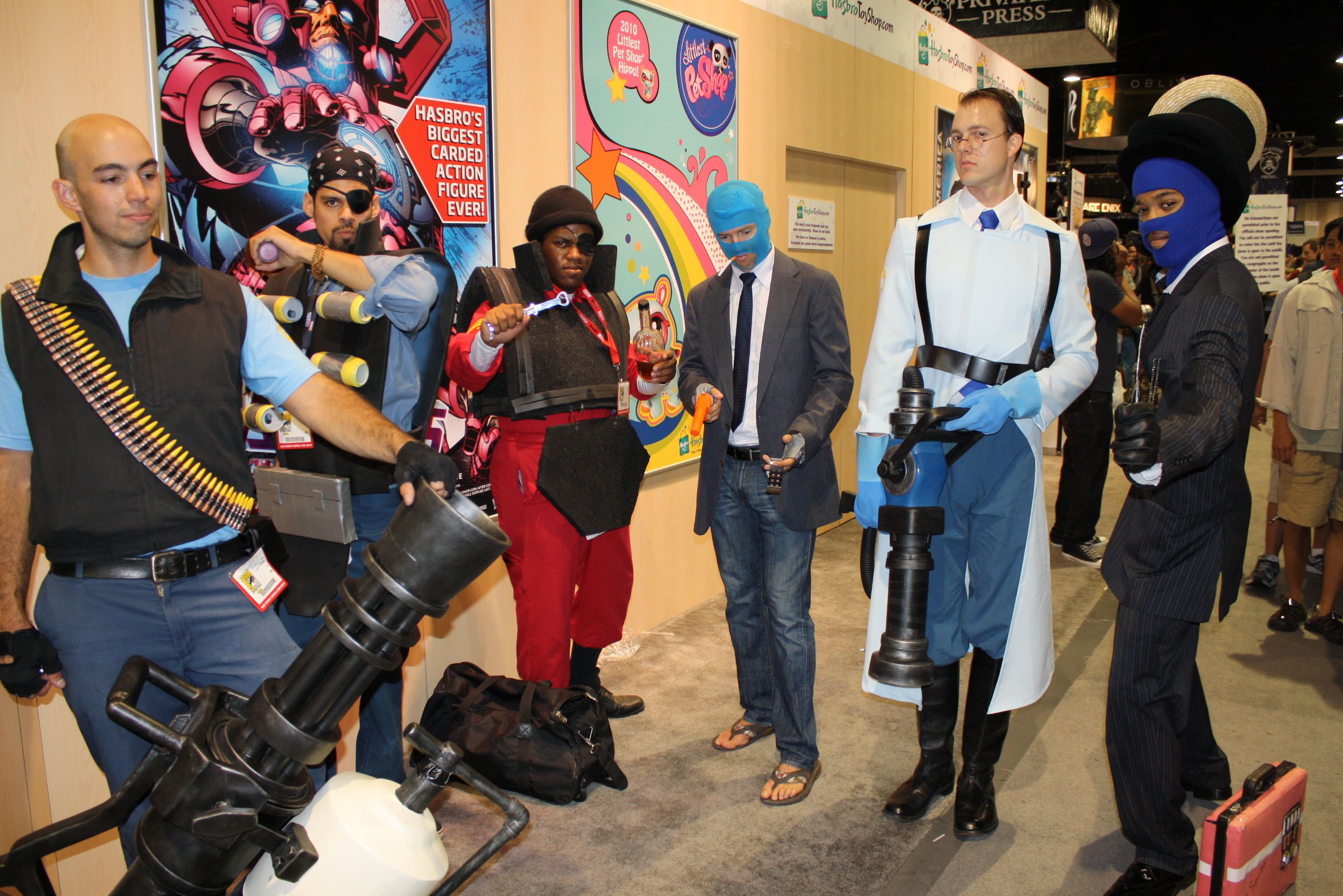 Costumes and Cosplay at Comic-Con 2010; Over 80 Pictures of People in ...