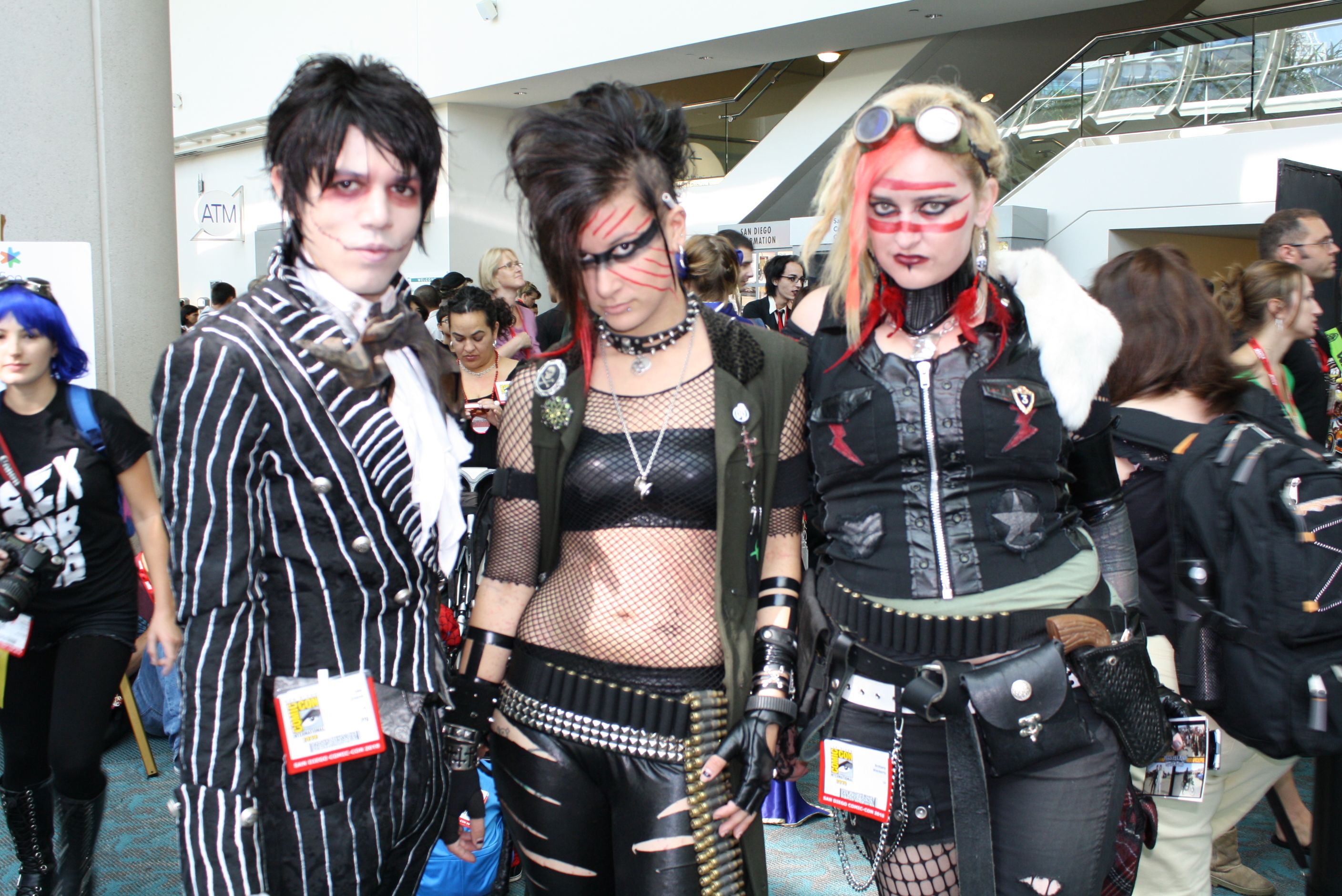 Costumes and Cosplay at Comic-Con 2010; Over 80 Pictures of People in ...