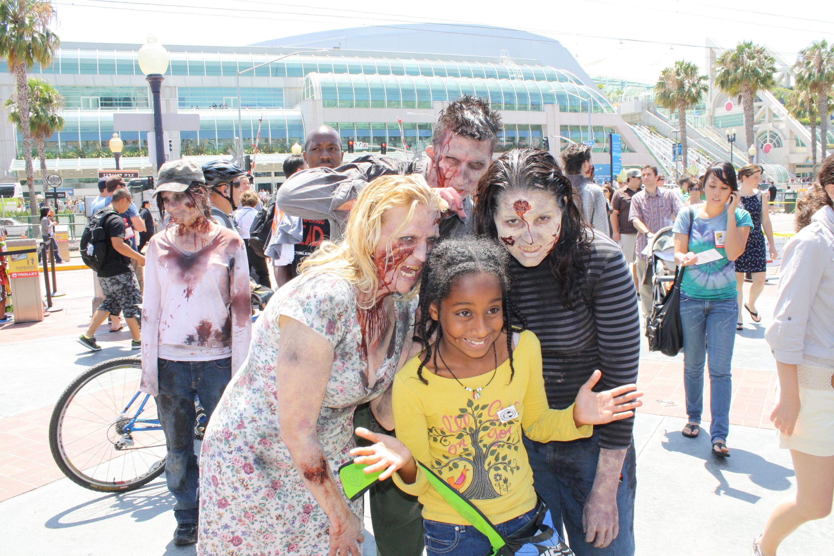 Costumes and Cosplay at Comic-Con 2010; Over 80 Pictures of People in ...