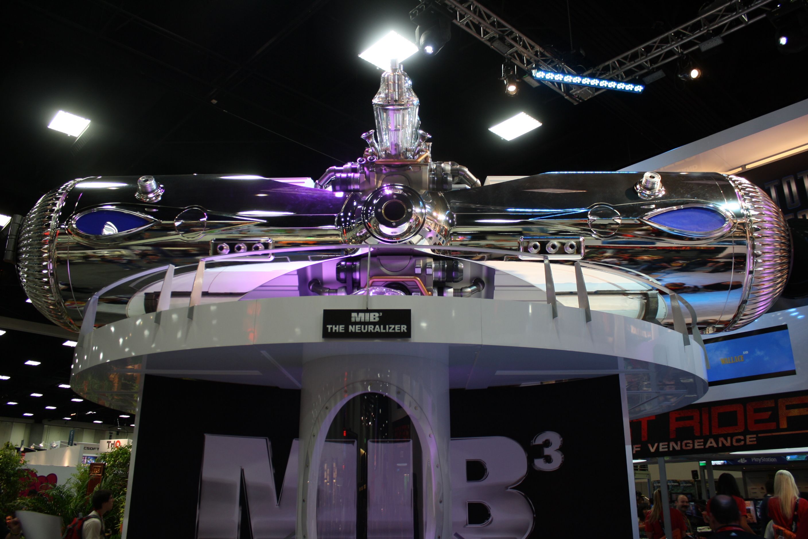 70 Images From Comic-Con Preview Night Including MIB3, GHOST RIDER 2 ...