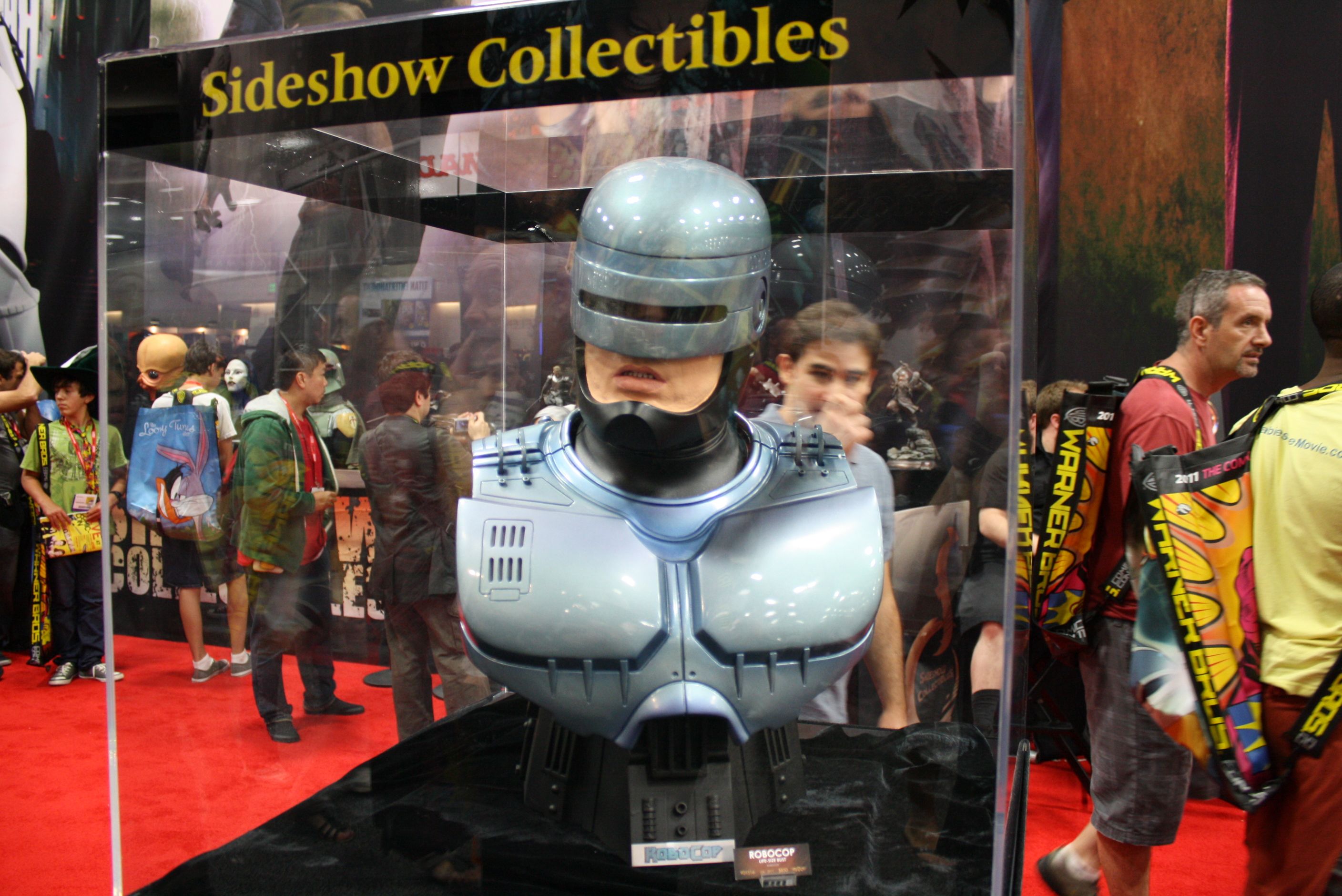 70 Images From Comic-Con Preview Night Including MIB3, GHOST RIDER 2 ...