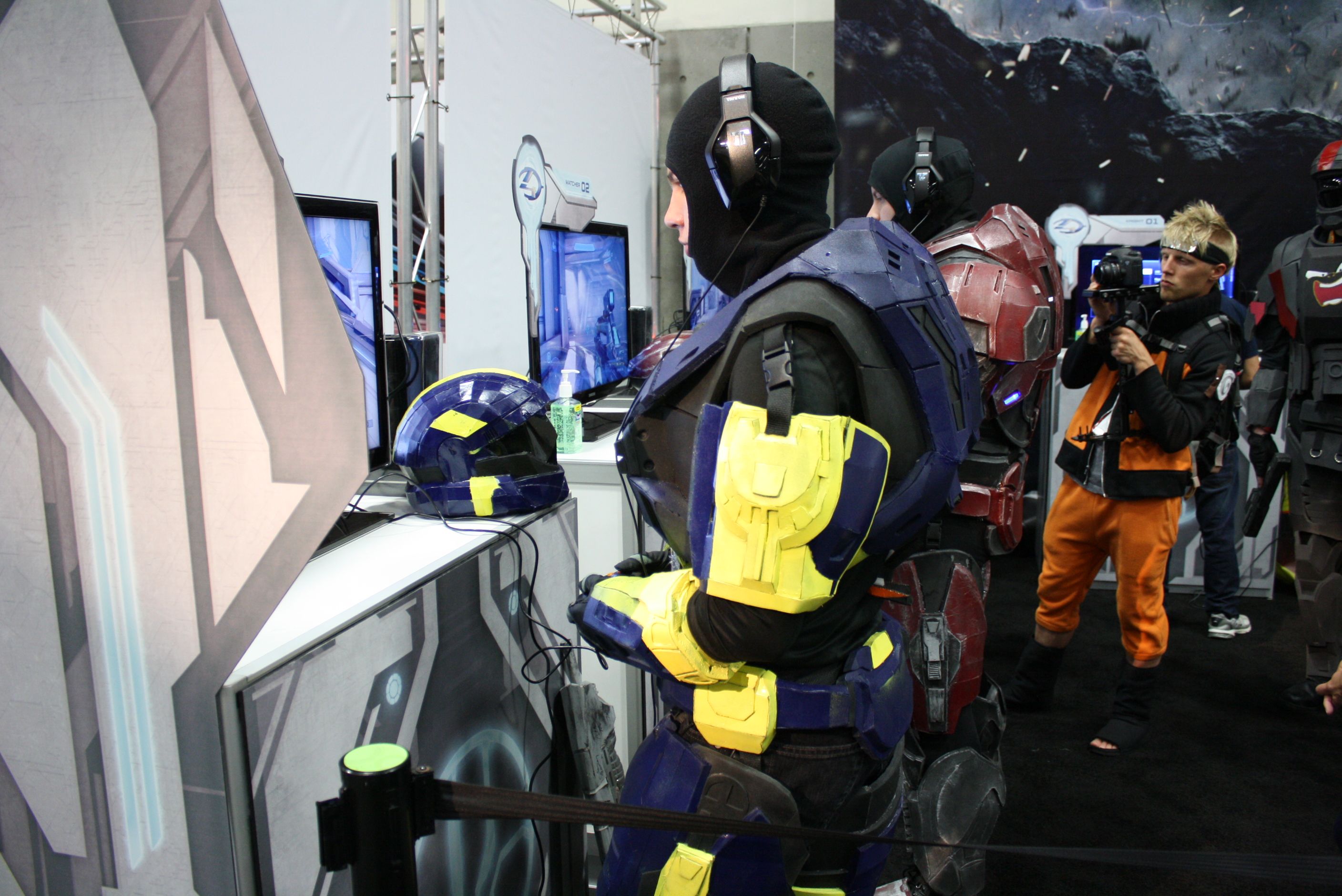 Comic-Con Images From the Convention Floor; Includes IRON MAN 3, STAR ...