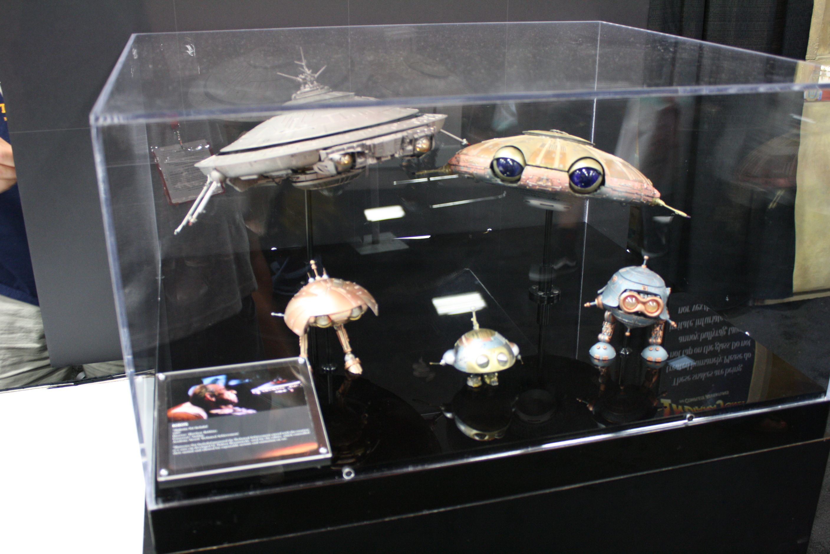 Comic-Con Images From the Convention Floor; Includes IRON MAN 3, STAR ...