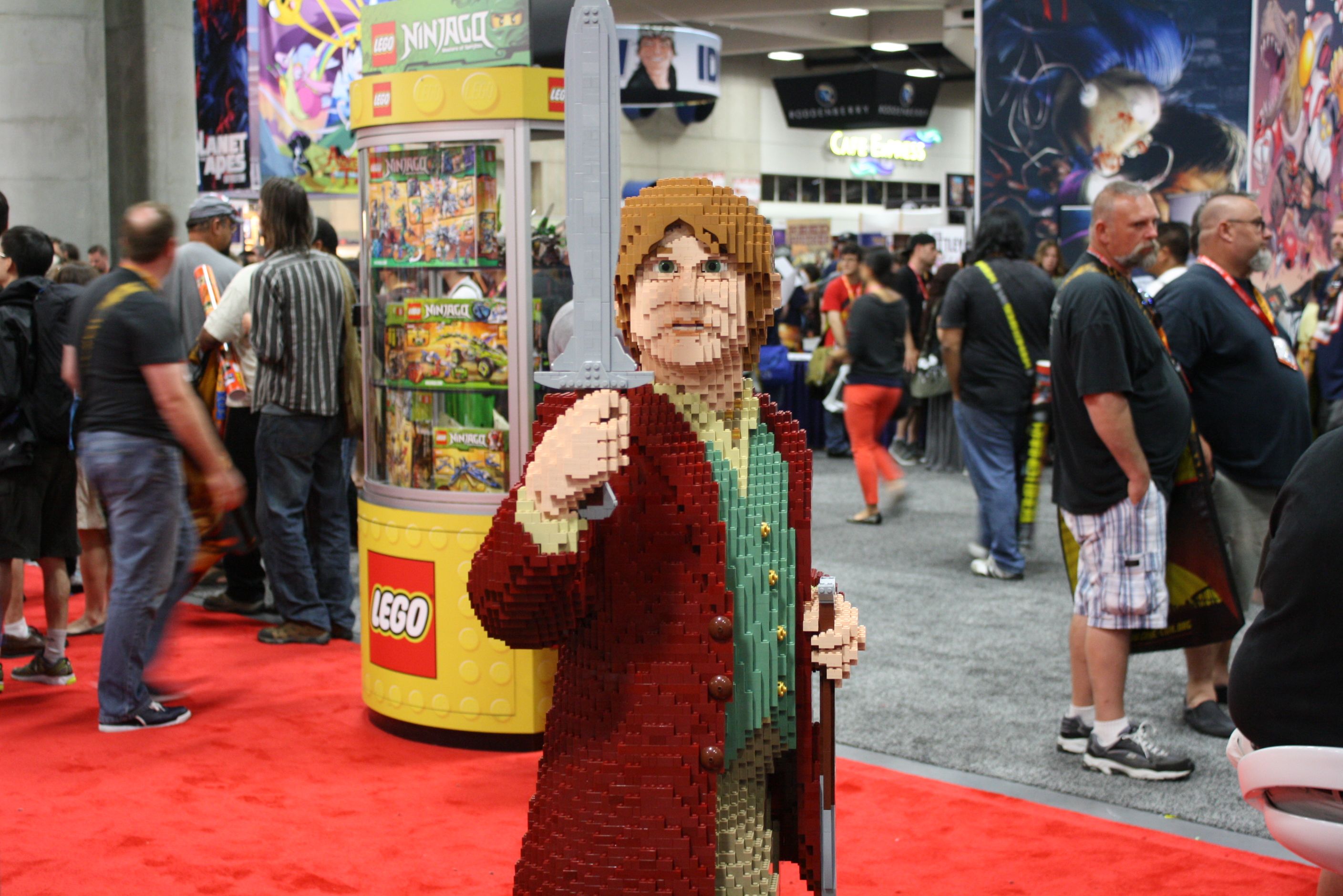 Comic-Con Images From the Convention Floor; Includes IRON MAN 3, STAR ...