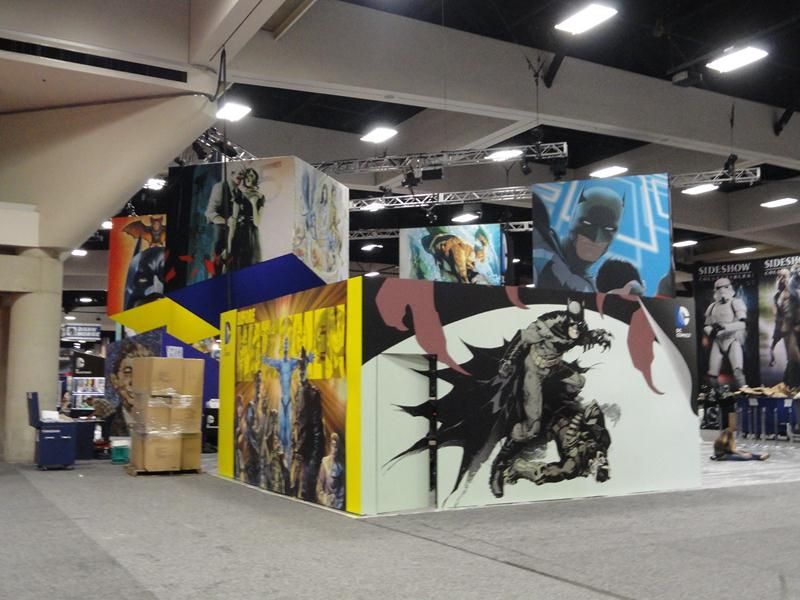 Comic Con Images of the Convention Floor Including IRON MAN 3, THE ...