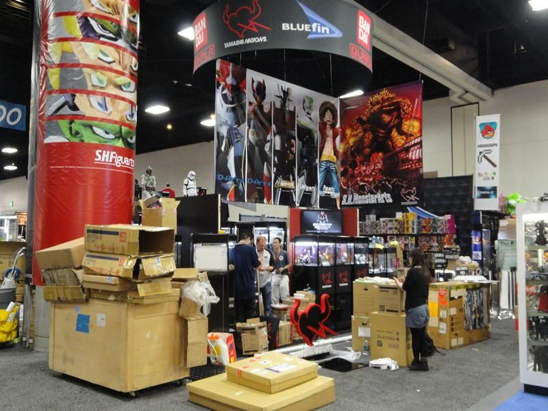 Comic Con Images of the Convention Floor Including IRON MAN 3, THE ...