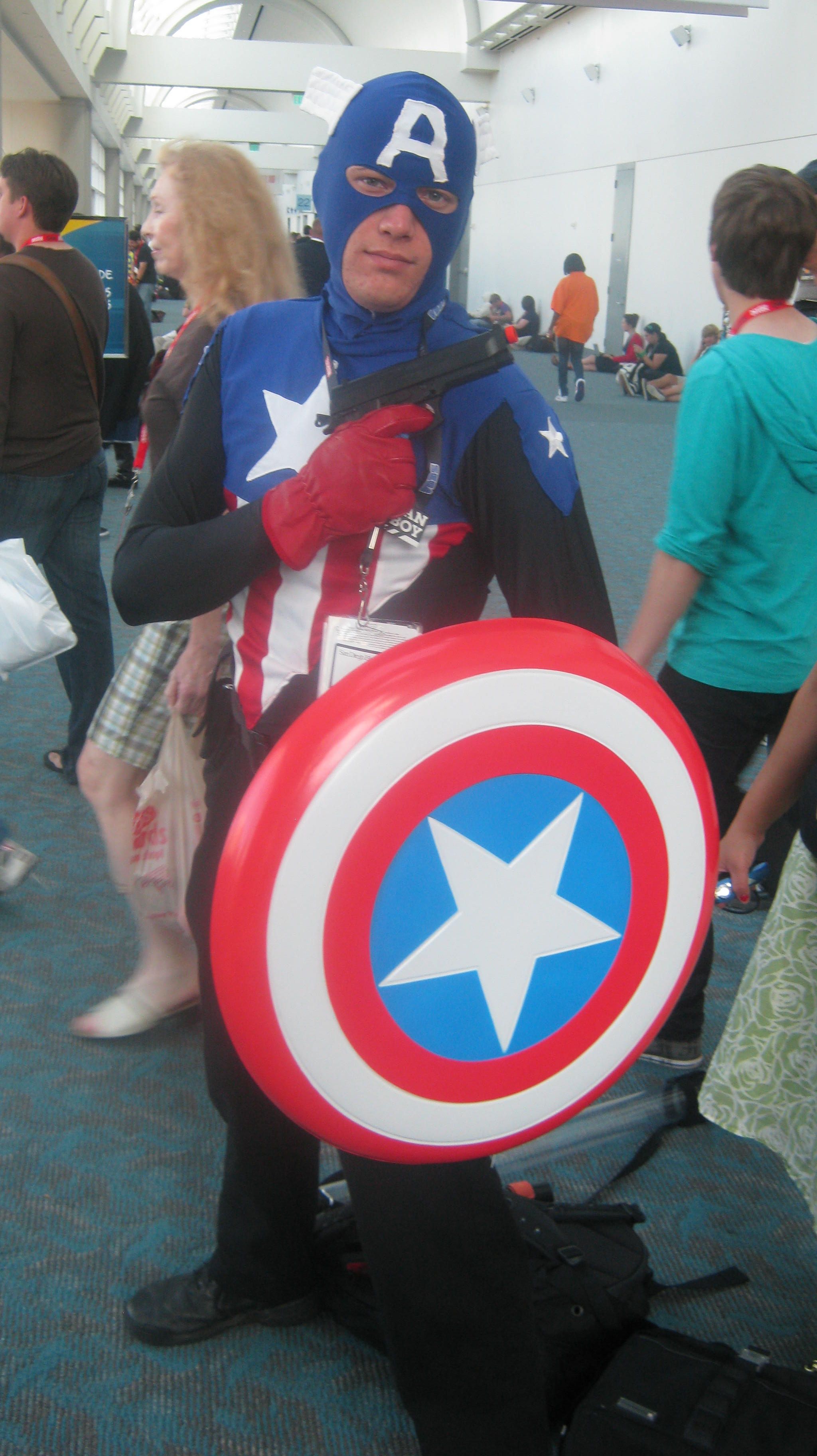 Costumes and Cosplay at Comic-Con 2010; Over 80 Pictures of People in ...