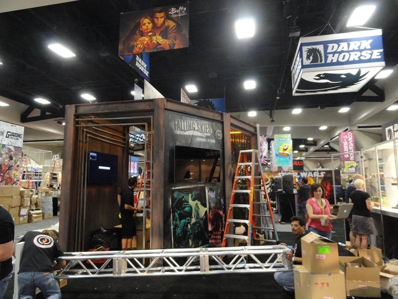 Comic Con Images of the Convention Floor Including IRON MAN 3, THE ...