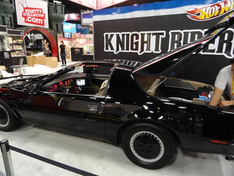 Comic Con Images of the Convention Floor Including IRON MAN 3, THE ...