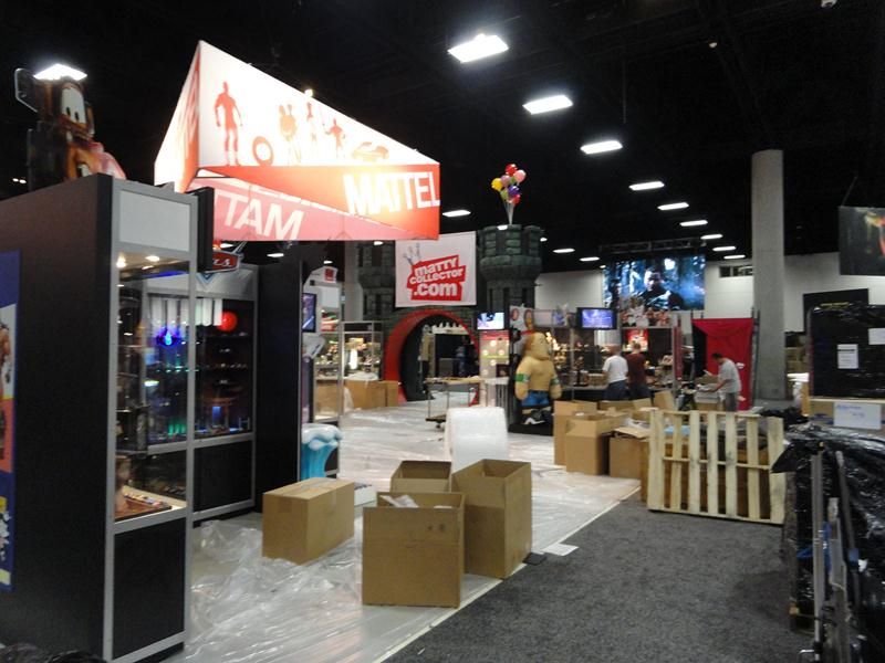 Comic Con Images of the Convention Floor Including IRON MAN 3, THE ...