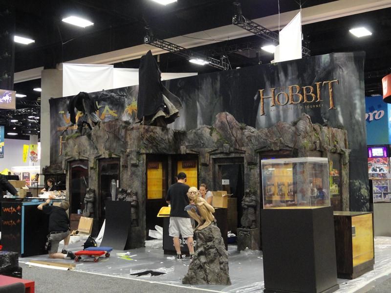 Comic Con Images of the Convention Floor Including IRON MAN 3, THE ...