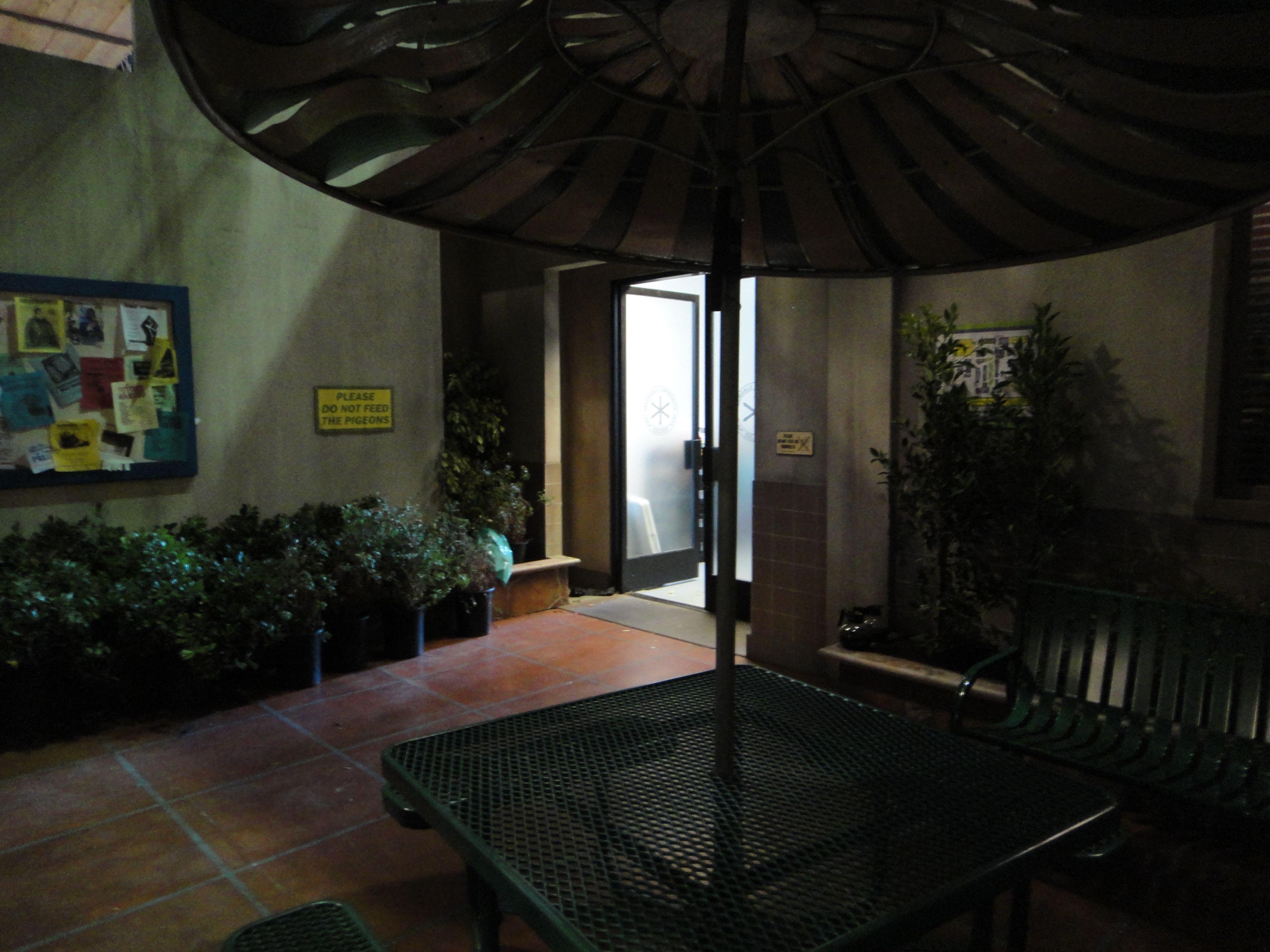 COMMUNITY Set Photos