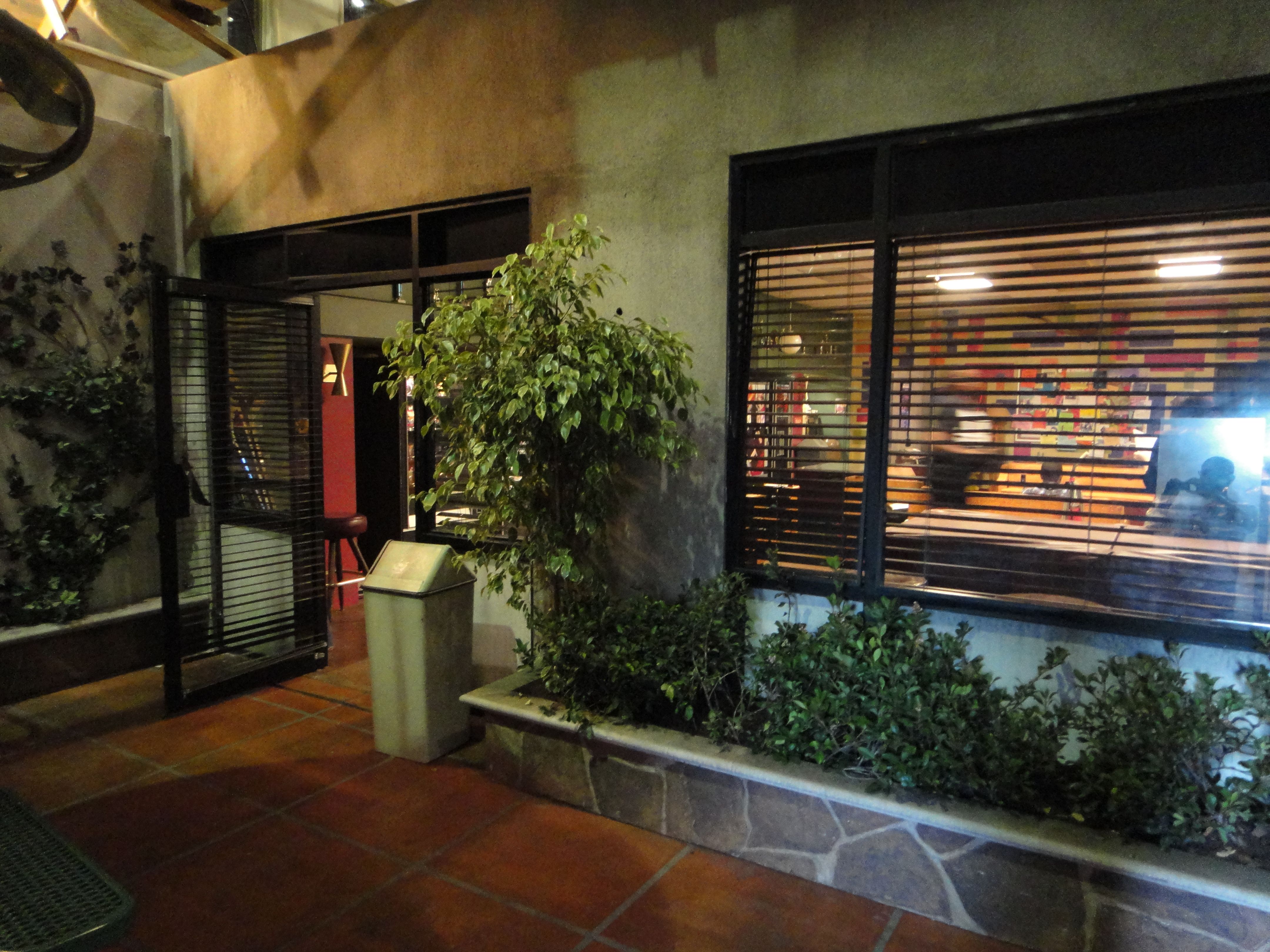 COMMUNITY Set Photos