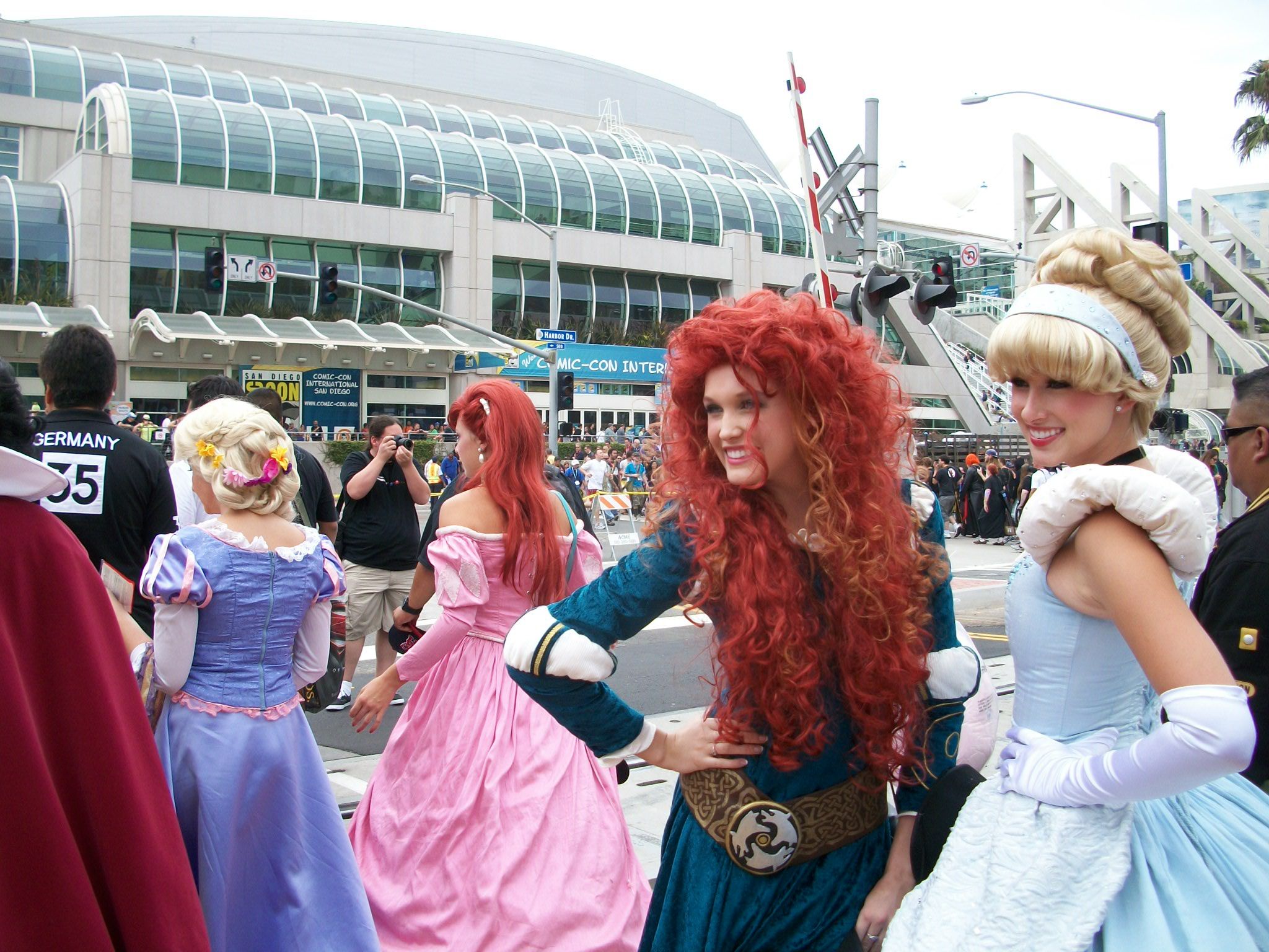 Cosplay Comic-Con Images and Pictures