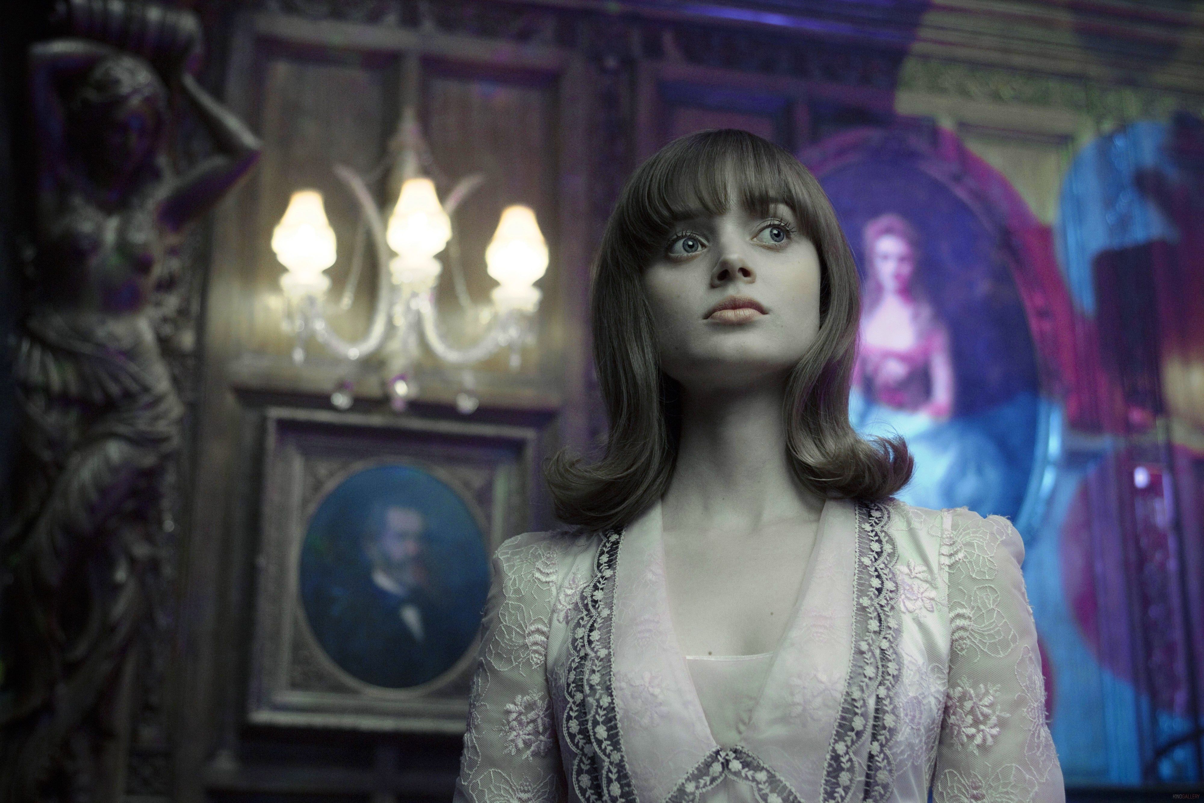 DARK SHADOWS Movie Images Featuring Johnny Depp