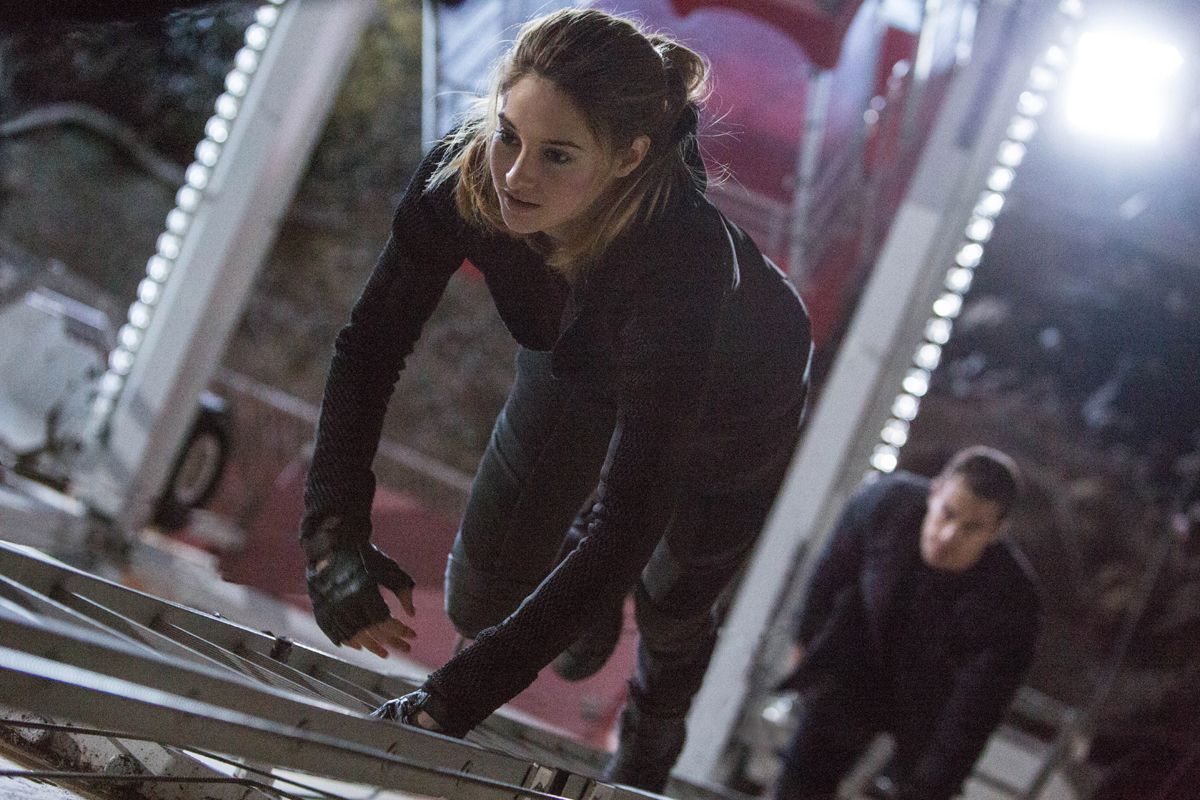 DIVERGENT Images. DIVERGENT Stars Shailene Woodley, Theo James, Miles ...