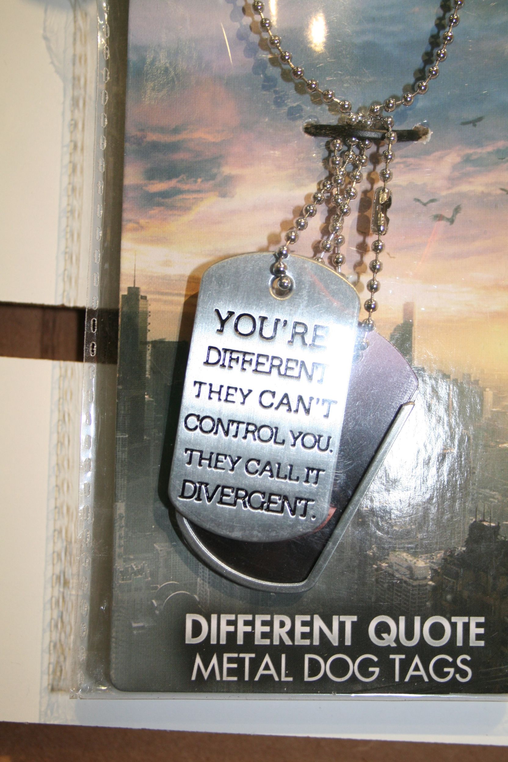 Pictures of the NECA Toys/Action Figures for DIVERGENT, PACIFIC RIM ...