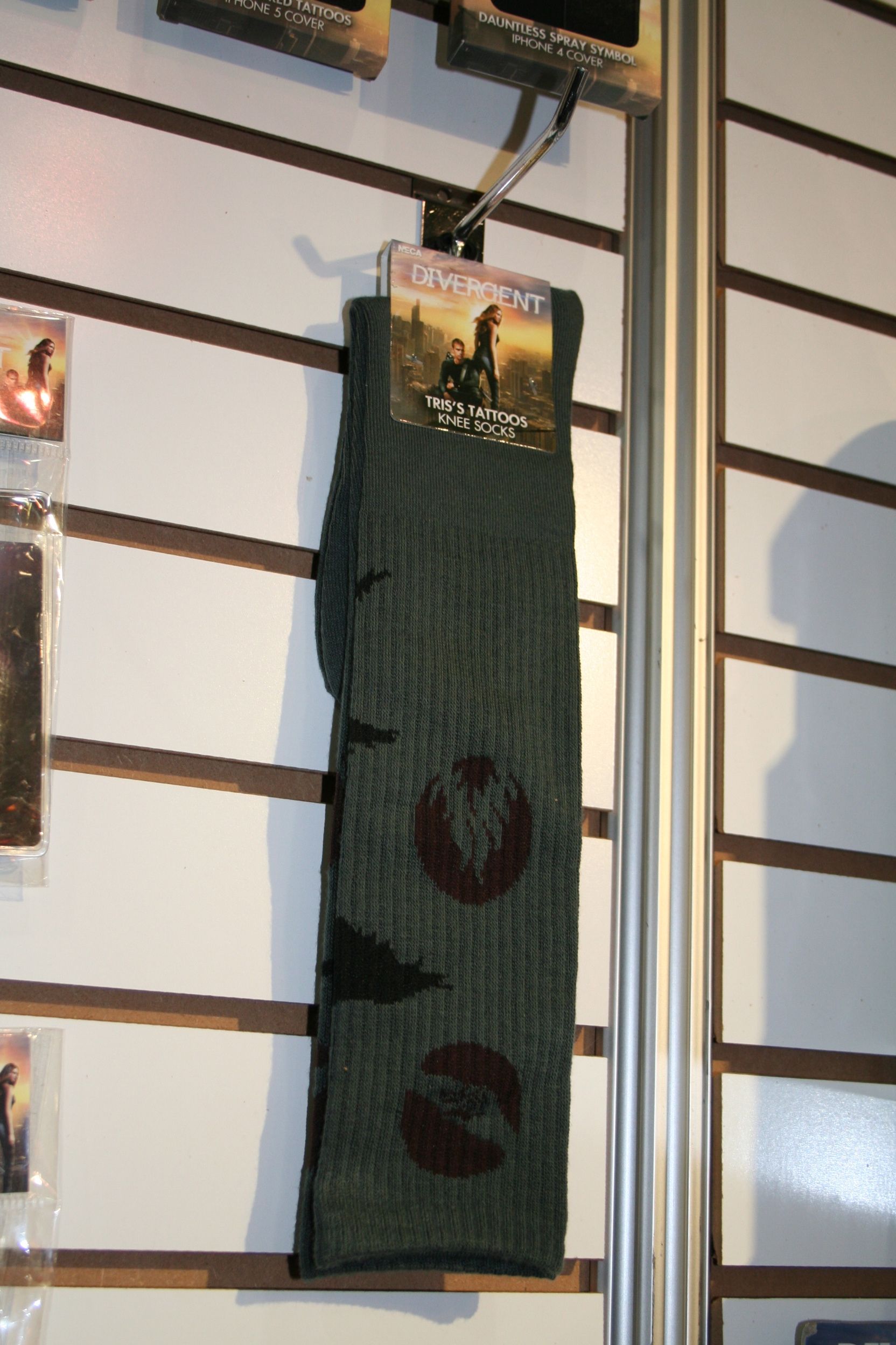 Pictures of the NECA Toys/Action Figures for DIVERGENT, PACIFIC RIM ...