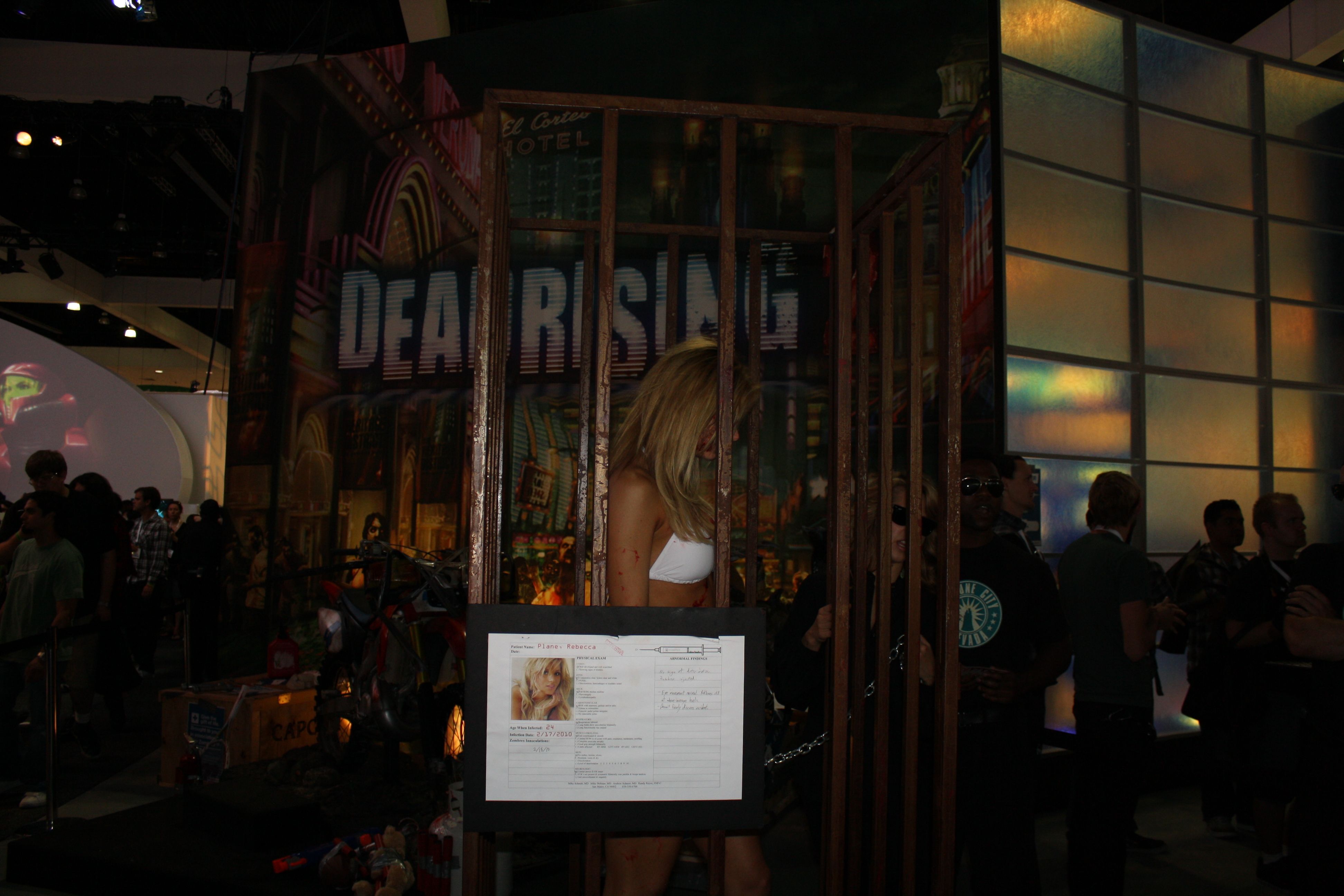 E3 2010 Images Booth Babes, TRON Controllers, and Nintendo, Sony, Xbox Booths