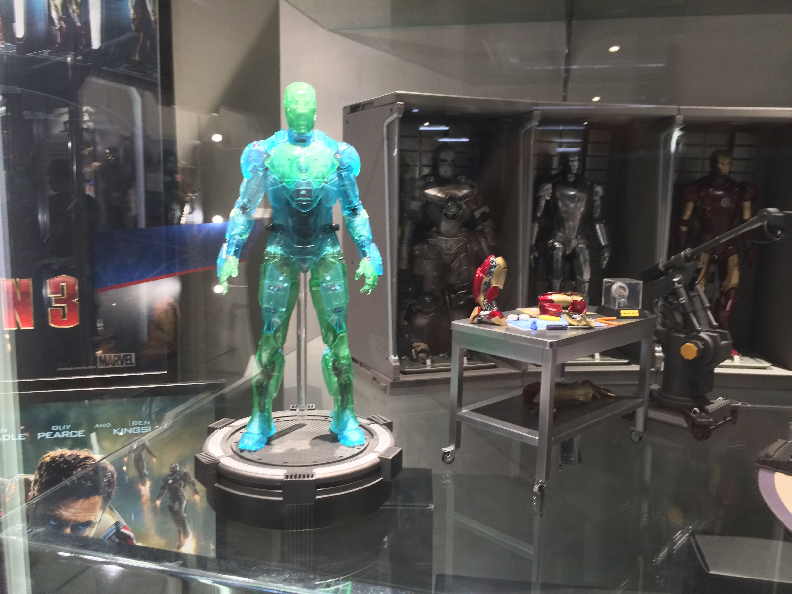 HOT TOYS "Secret Base" Retail Store Images