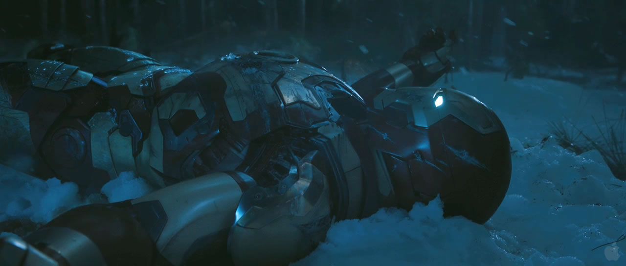 IRON MAN 3 Images Featuring Robert Downey Jr., Gwyneth Paltrow, and Ben ...