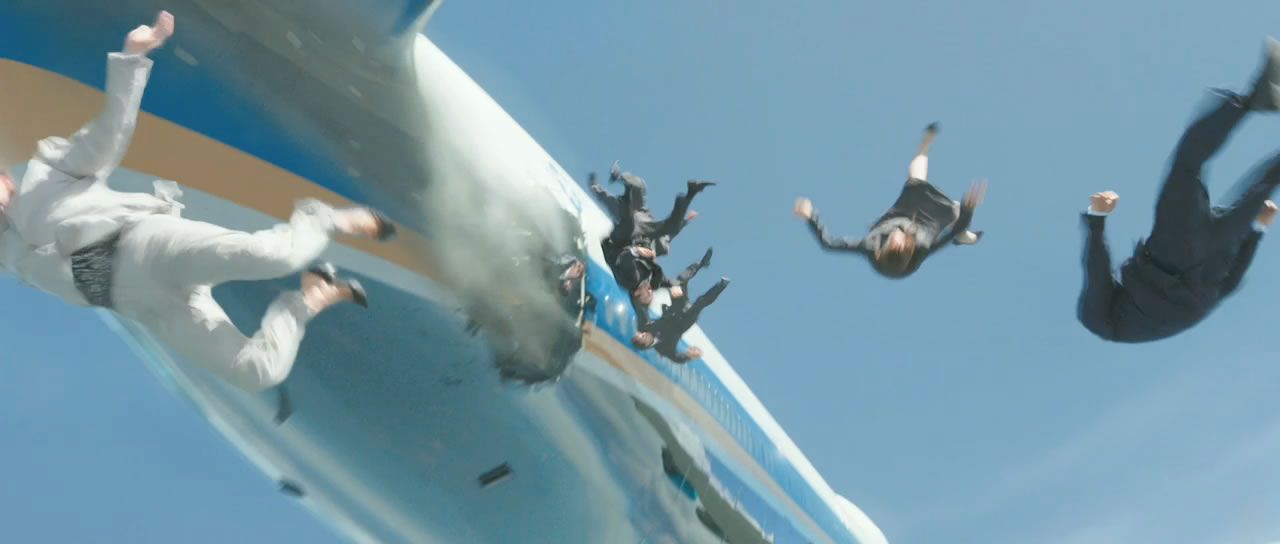 IRON MAN 3 Images Featuring Robert Downey Jr., Gwyneth Paltrow, and Ben ...