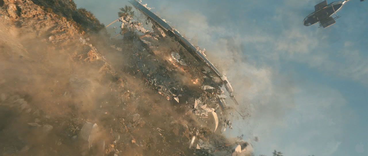 IRON MAN 3 Images Featuring Robert Downey Jr., Gwyneth Paltrow, and Ben ...