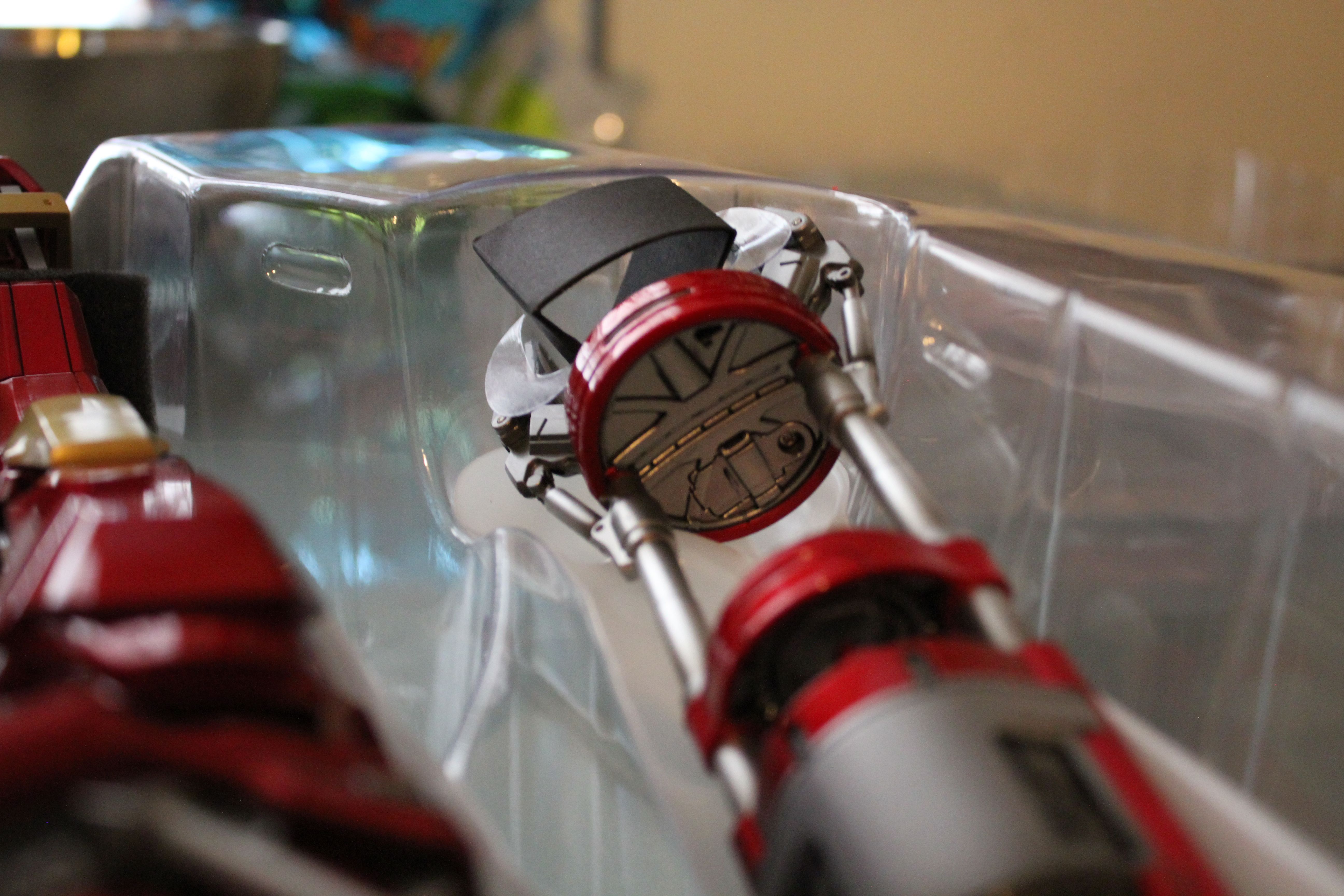 Hot Toys Sideshow IRON MAN MARK XXXV RED SNAPPER