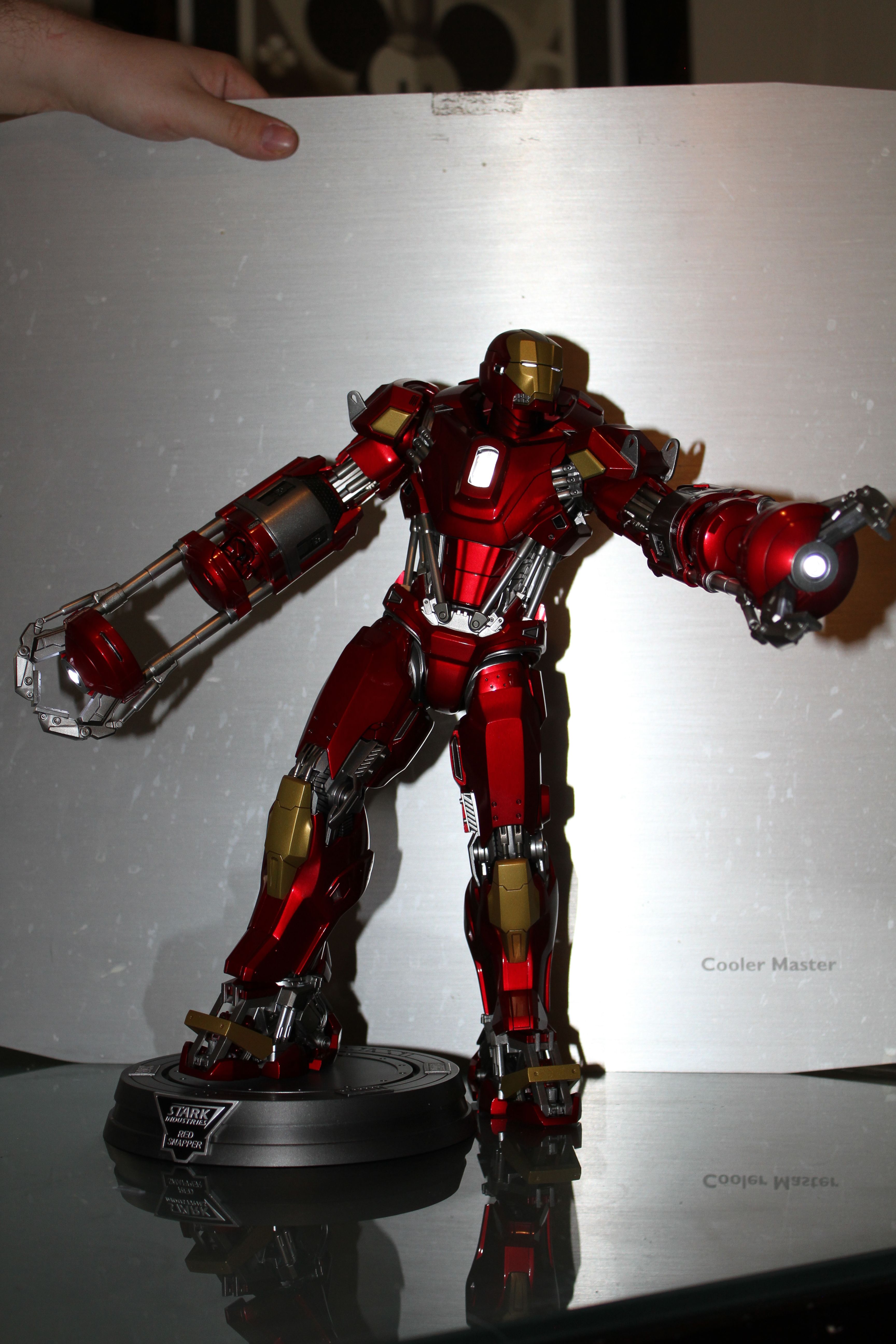 Hot Toys Sideshow IRON MAN MARK XXXV RED SNAPPER