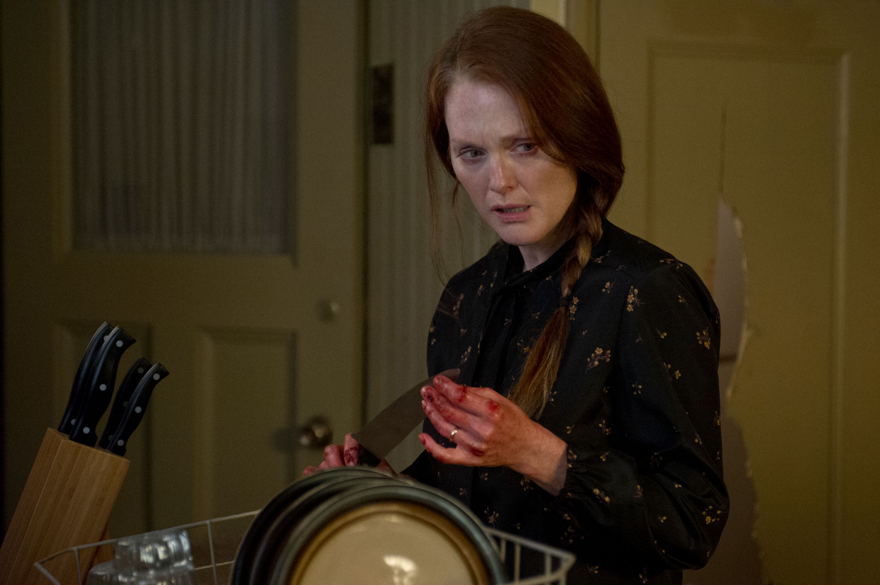 CARRIE Images. CARRIE Stars Chloe Grace Moretz, Julianne Moore, Judy ...