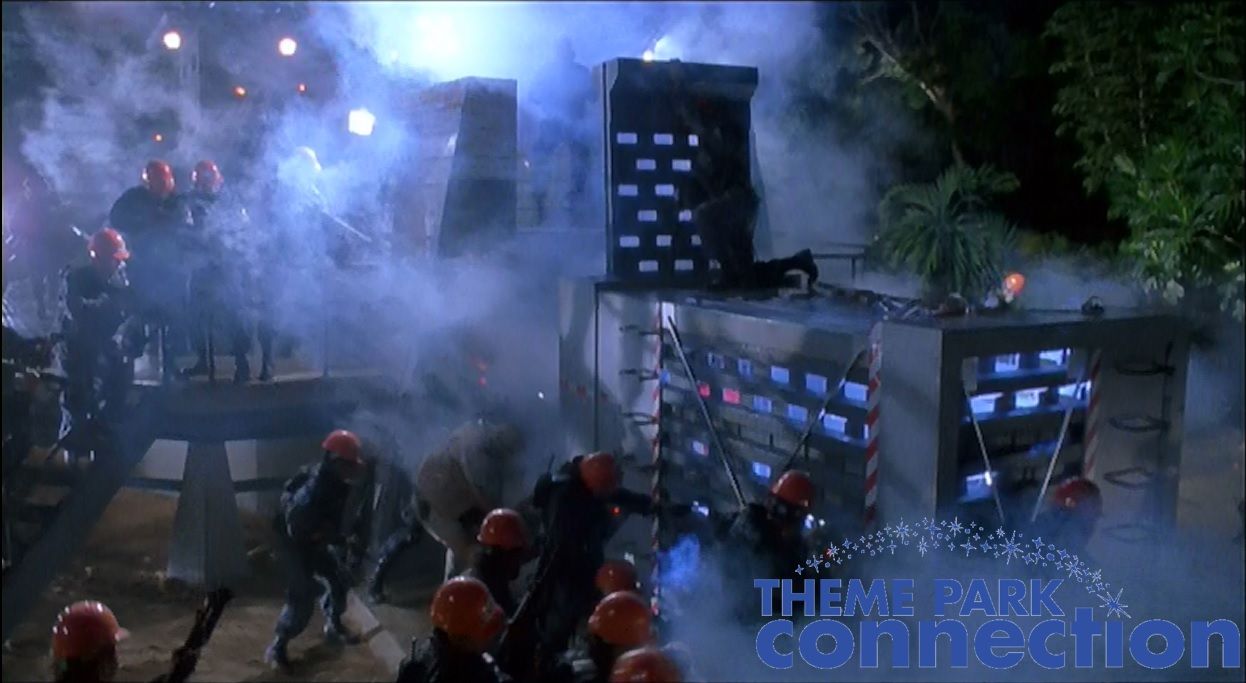 Bid on the Raptor Cage from JURASSIC PARK; Comes with Raptor Inside ...