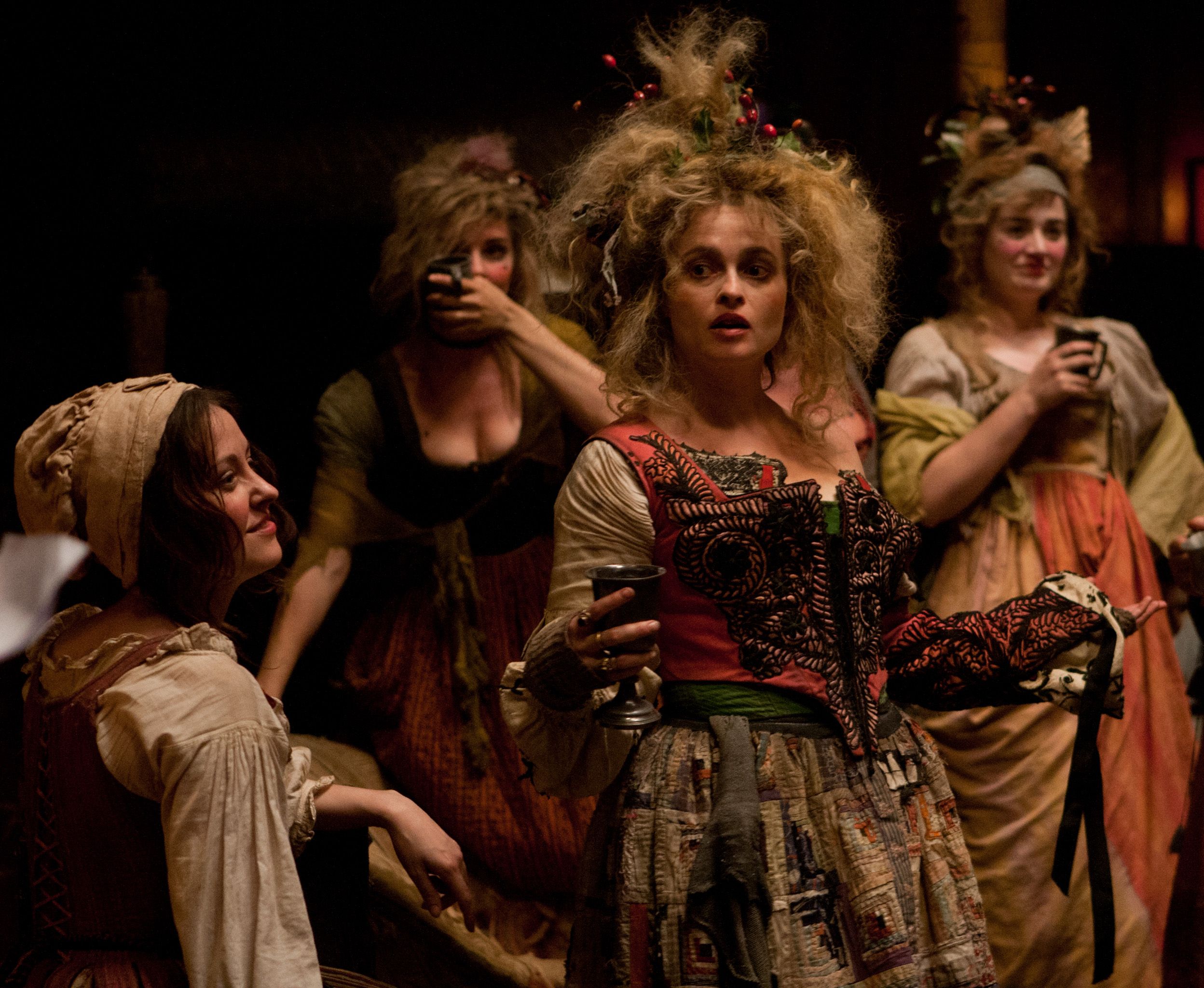 LES MISERABLES Images Featuring Anne Hathaway and Hugh Jackman