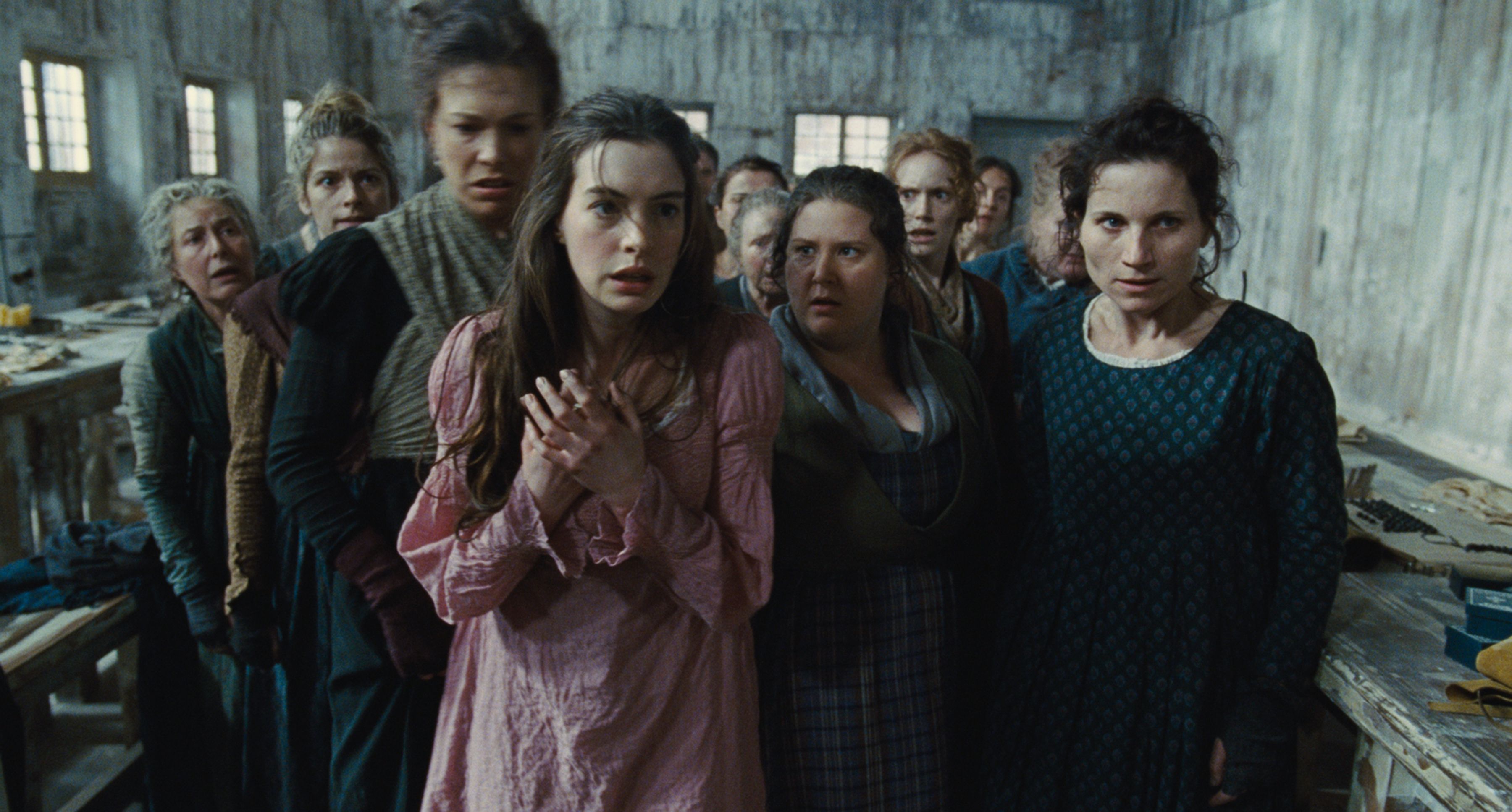 LES MISERABLES Images Featuring Anne Hathaway and Hugh Jackman