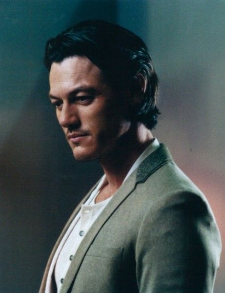 Luke Evans THE HOBBIT Interview