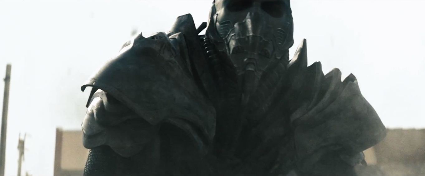 MAN OF STEEL Images Featuring Henry Cavill, Amy Adams