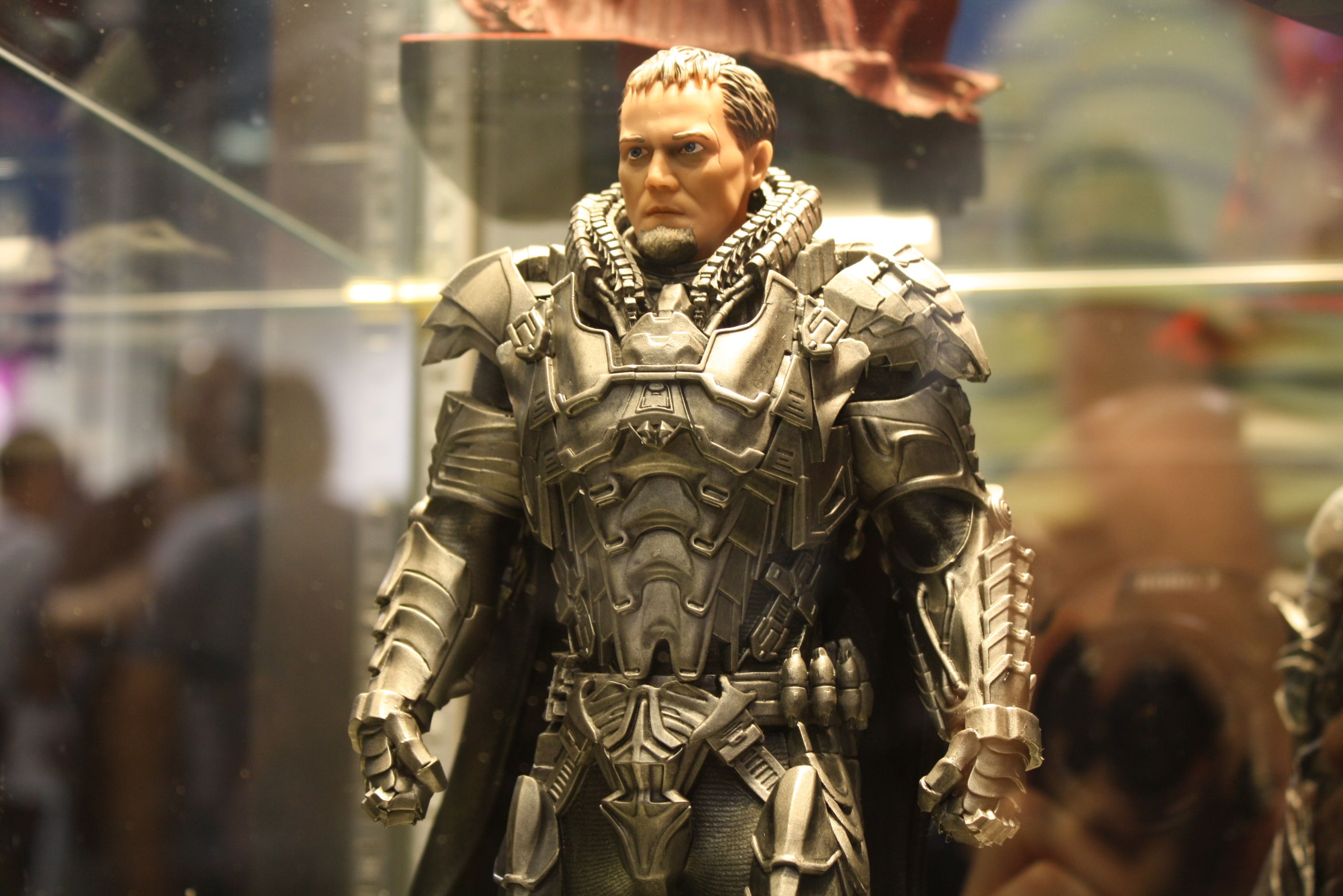 MAN OF STEEL Action Figure Images from WonderCon