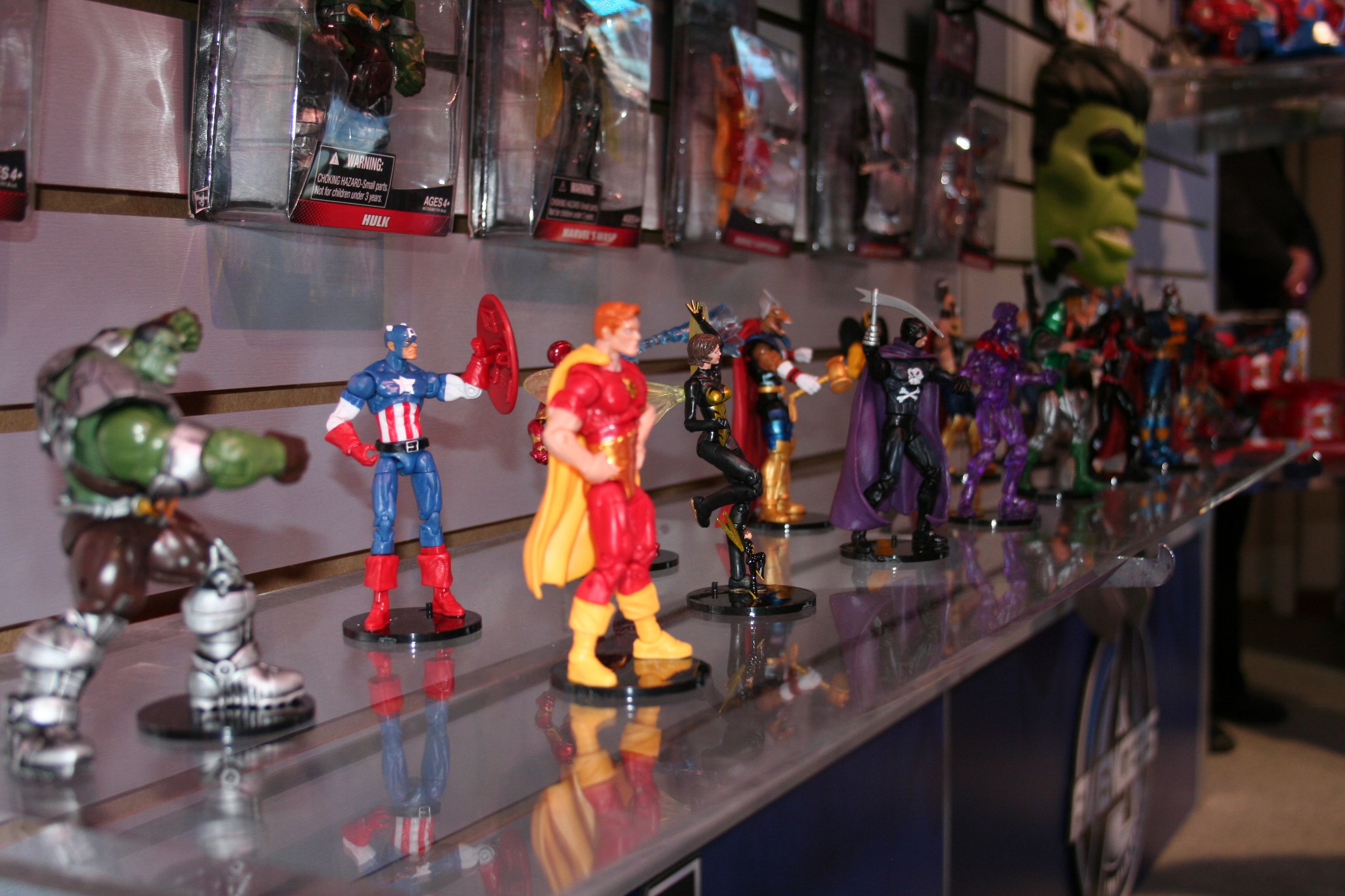 CAPTAIN AMERICA: THE WINTER SOLDIER Toy and Action Figure Images
