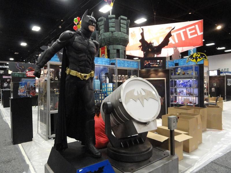 Comic Con Images of the Convention Floor Including IRON MAN 3, THE ...