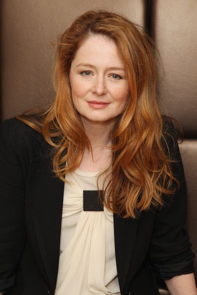 Miranda Otto Talks Reaching For The Moon, Homesman, Rake, and More