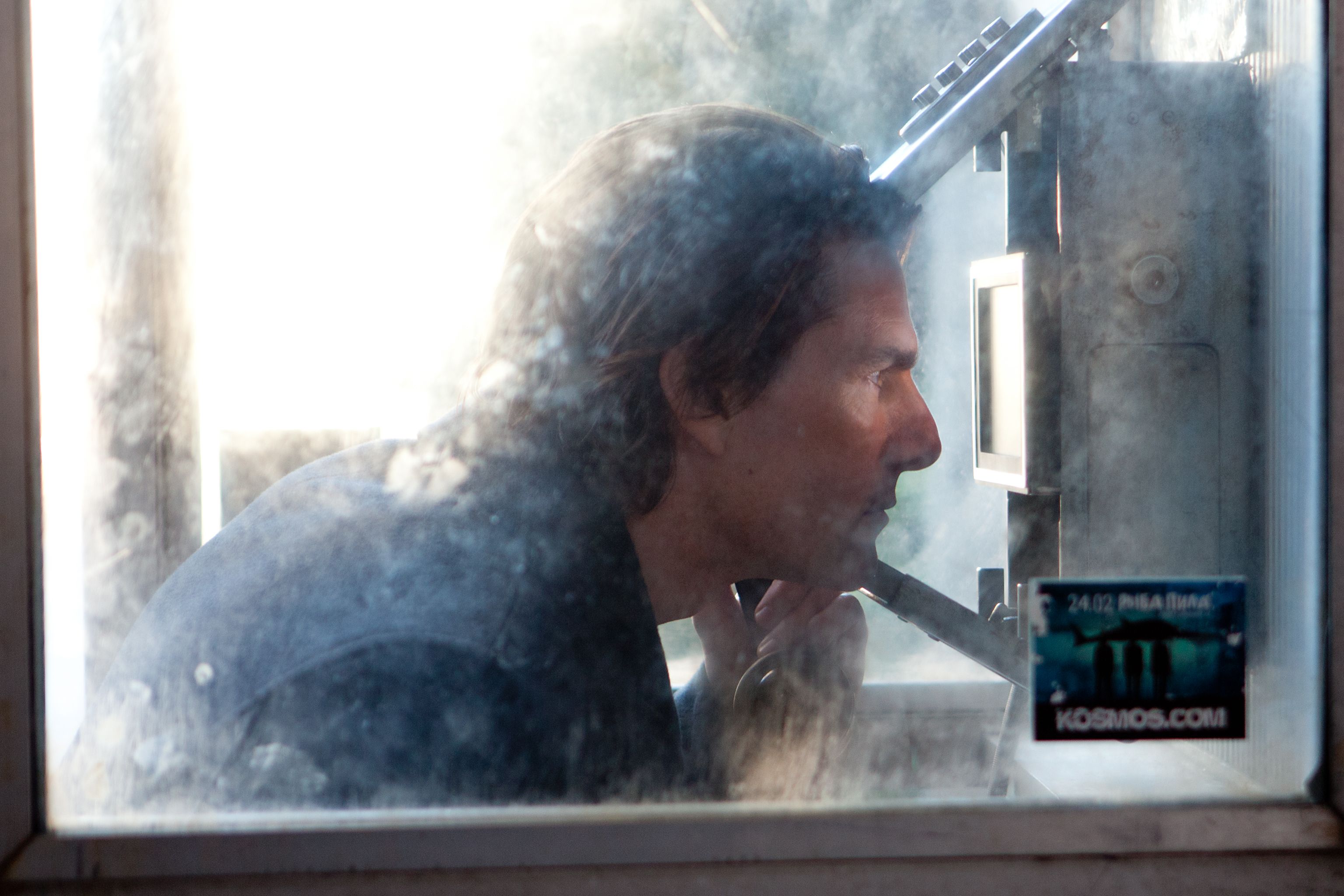 MISSION: IMPOSSIBLE - GHOST PROTOCOL Movie Clip and Images