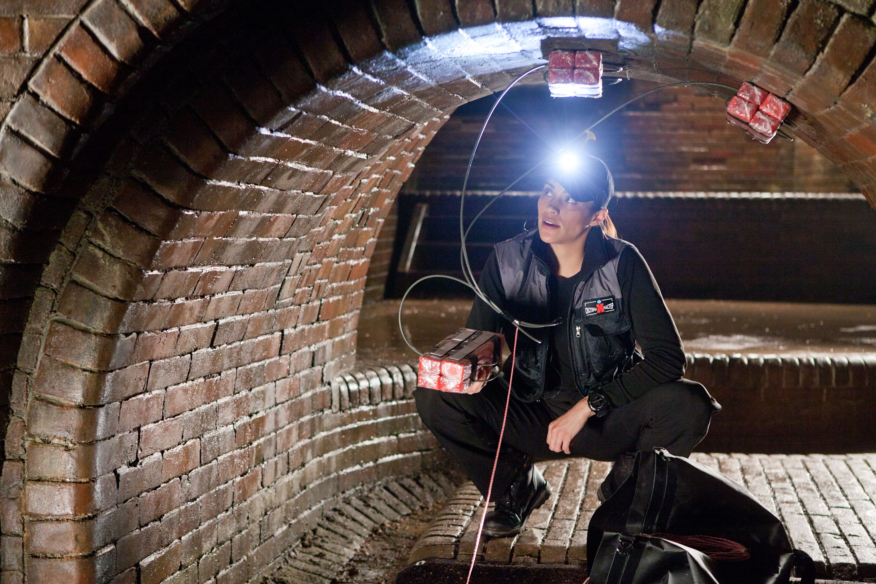 MISSION: IMPOSSIBLE - GHOST PROTOCOL Movie Clip and Images