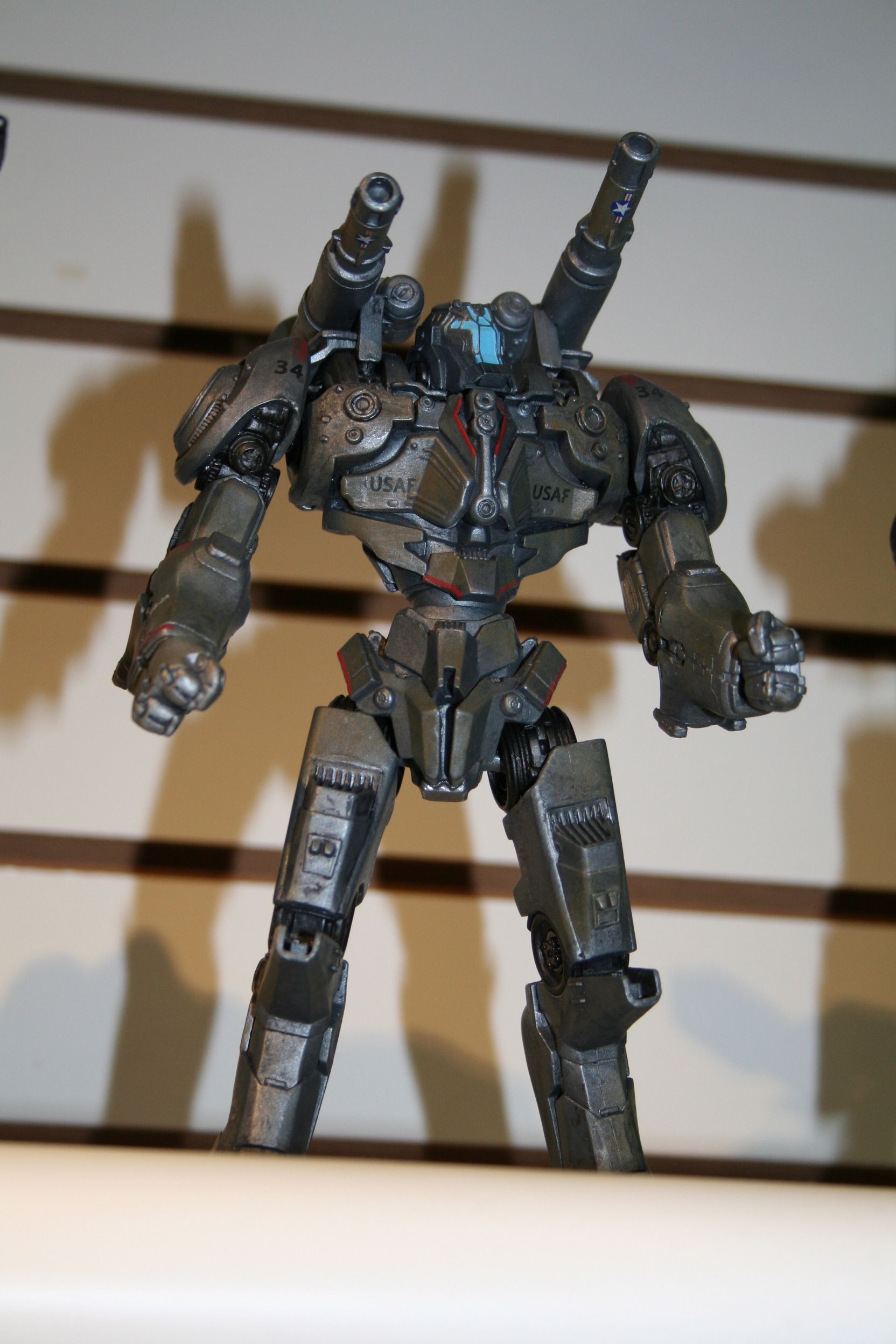 Pictures of the NECA Toys/Action Figures for DIVERGENT, PACIFIC RIM ...