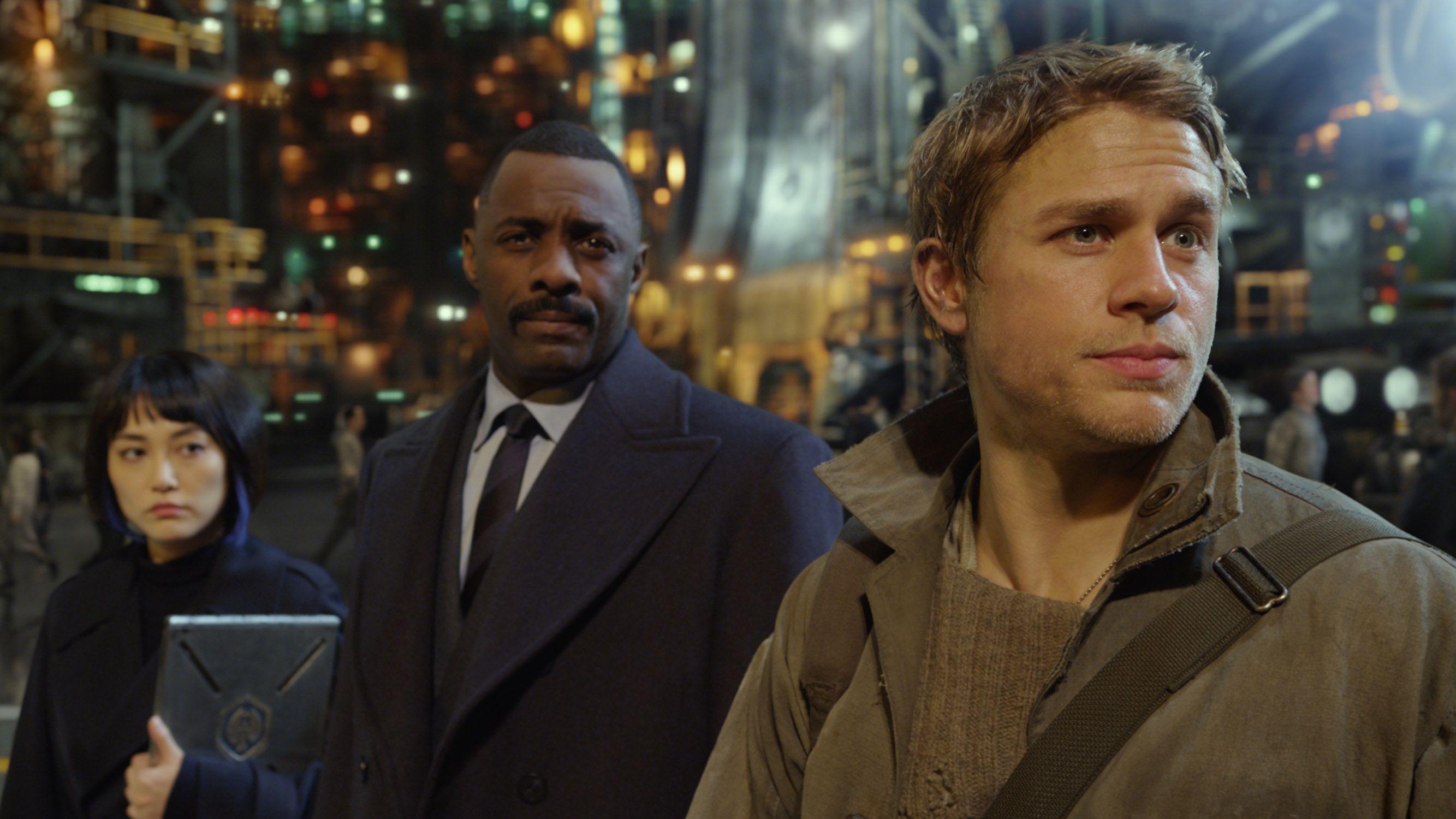 PACIFIC RIM Images. PACIFIC RIM Stars Charlie Hunnam, Idris Elba, and ...