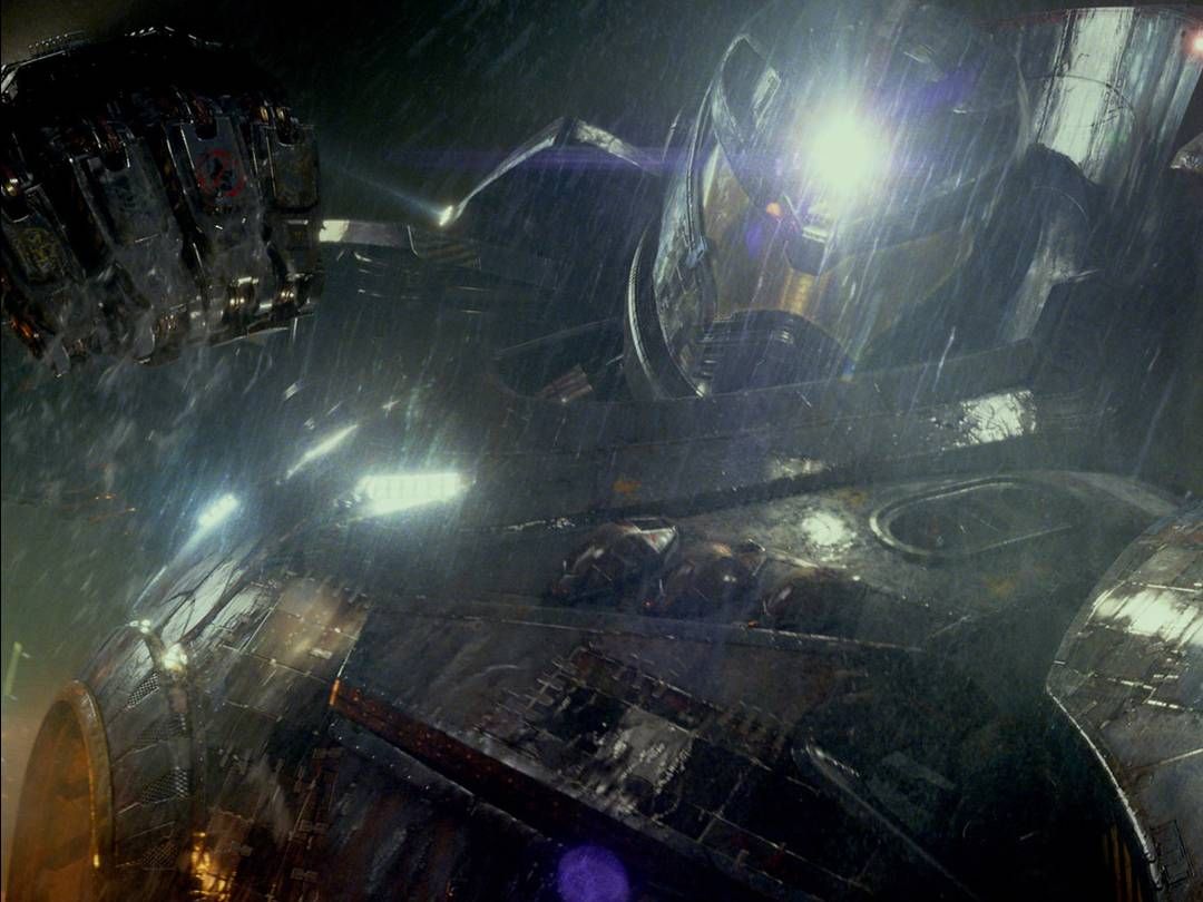New Images from PACIFIC RIM plus Test Screening Reactions from Rian ...