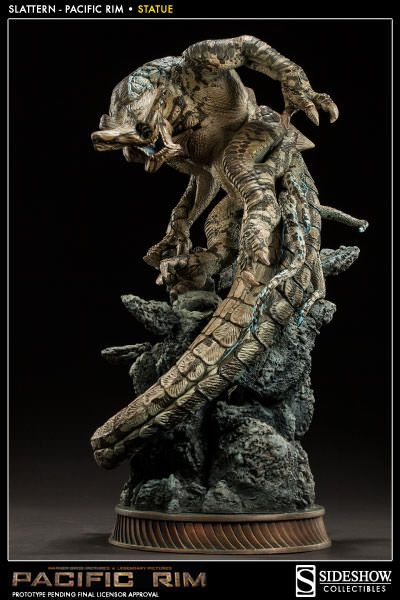 PACIFIC RIM Kaiju Slattern Sideshow Collectible