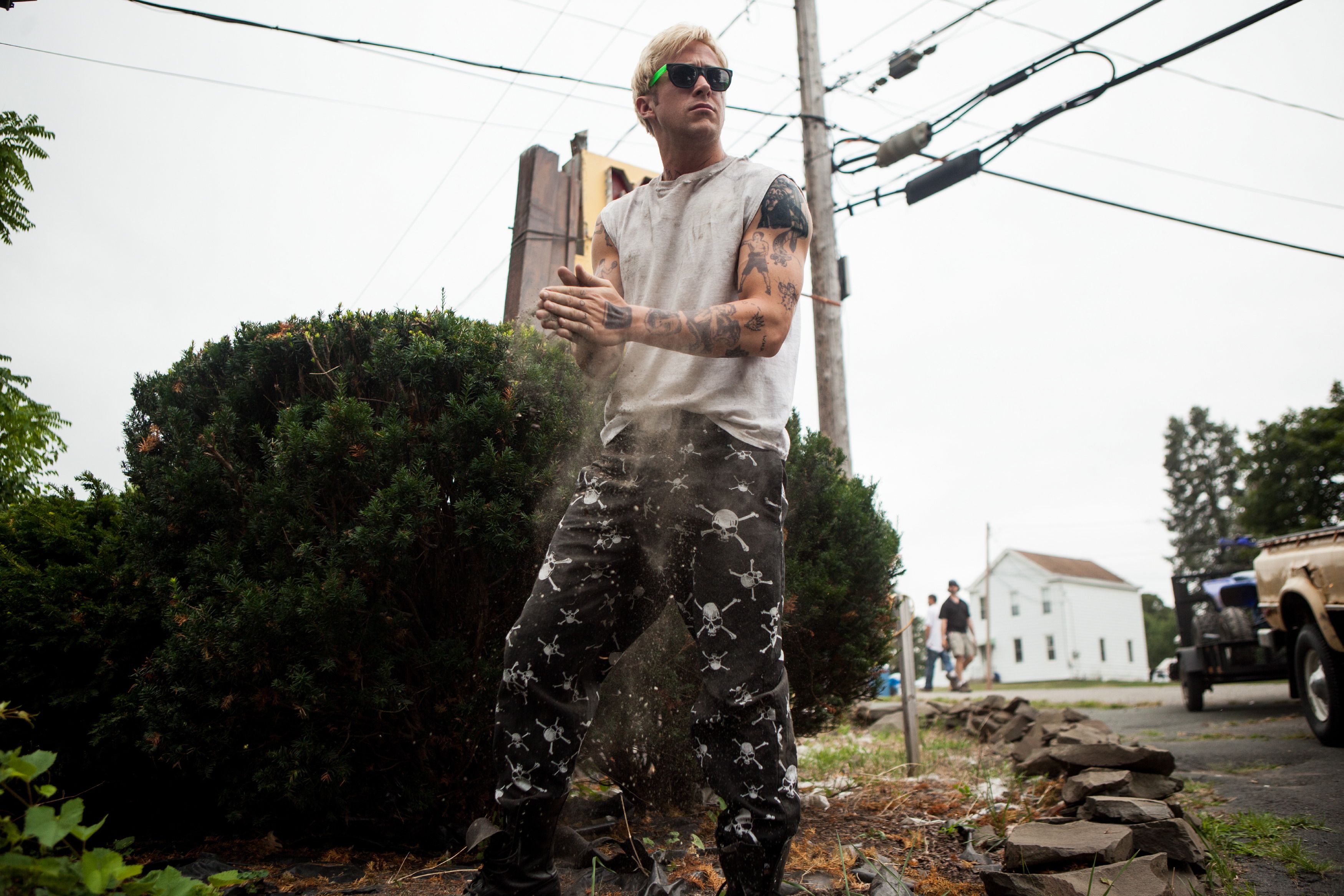 THE PLACE BEYOND THE PINES Poster and Images. The Film Stars Ryan ...