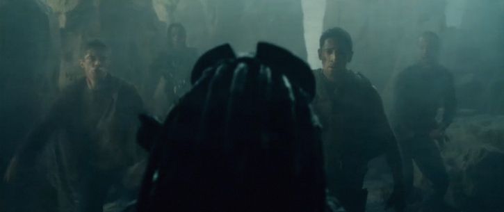 Over 20 New Images from PREDATORS! Tons of Awesome New Images Hit the ...