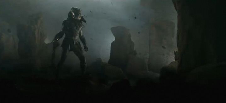 Over 20 New Images from PREDATORS! Tons of Awesome New Images Hit the ...